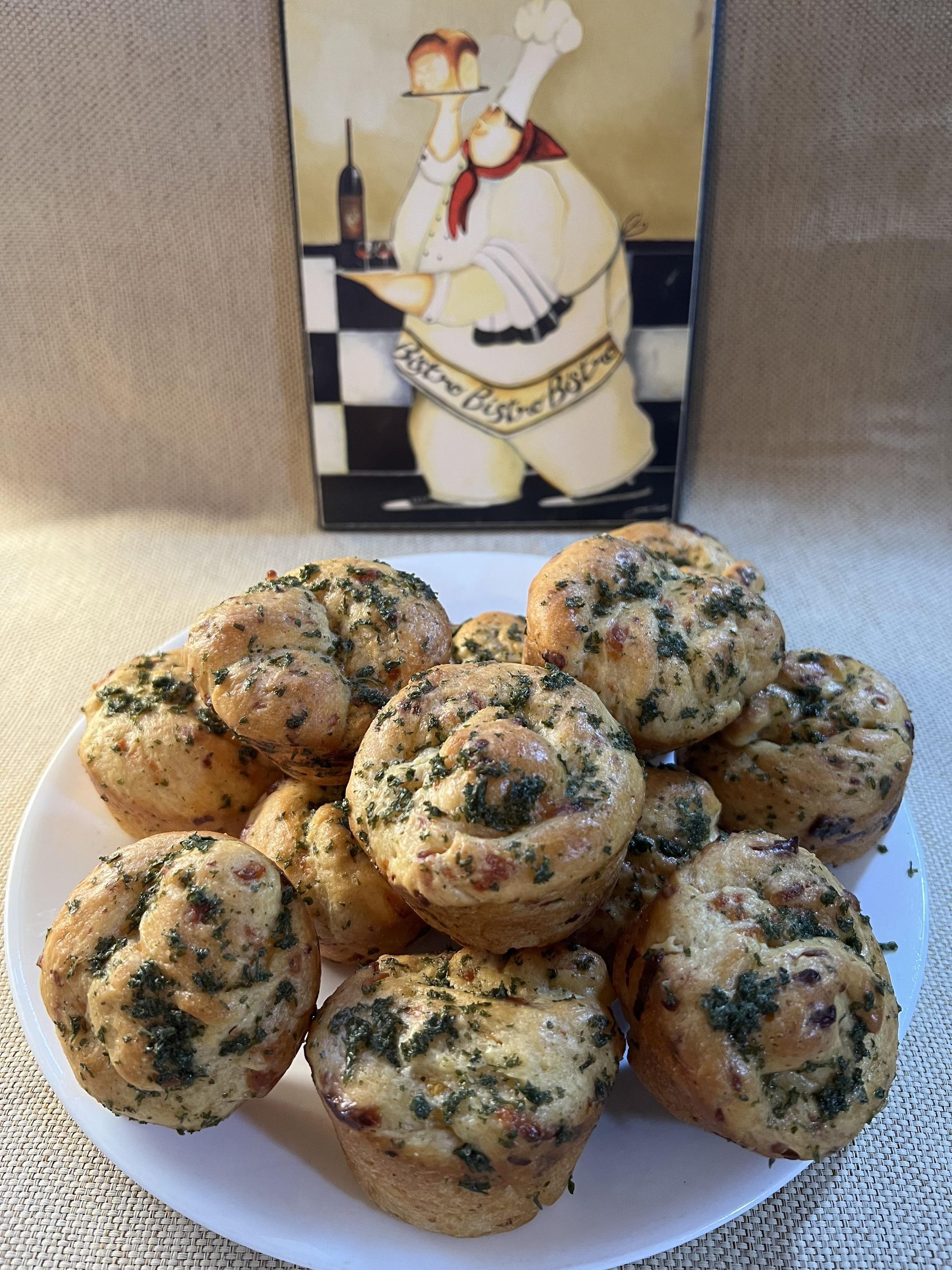 Sharp Cheddar Knot Rolls : 17 Steps (with Pictures) - Instructables