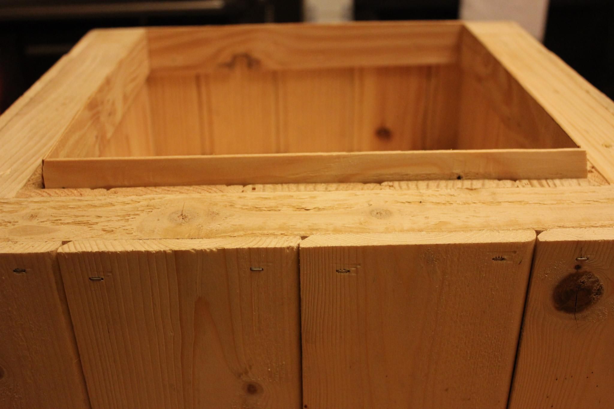 Make a Wooden Fuelless Cooker or Hay-box Using Scrap Wood and Hemp Wool ...