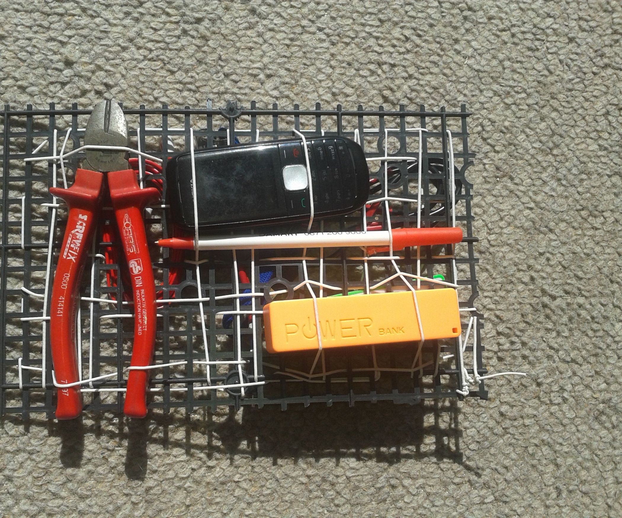 Cheap, Double Sided, Grid-it Style Organiser Board : 4 Steps ...