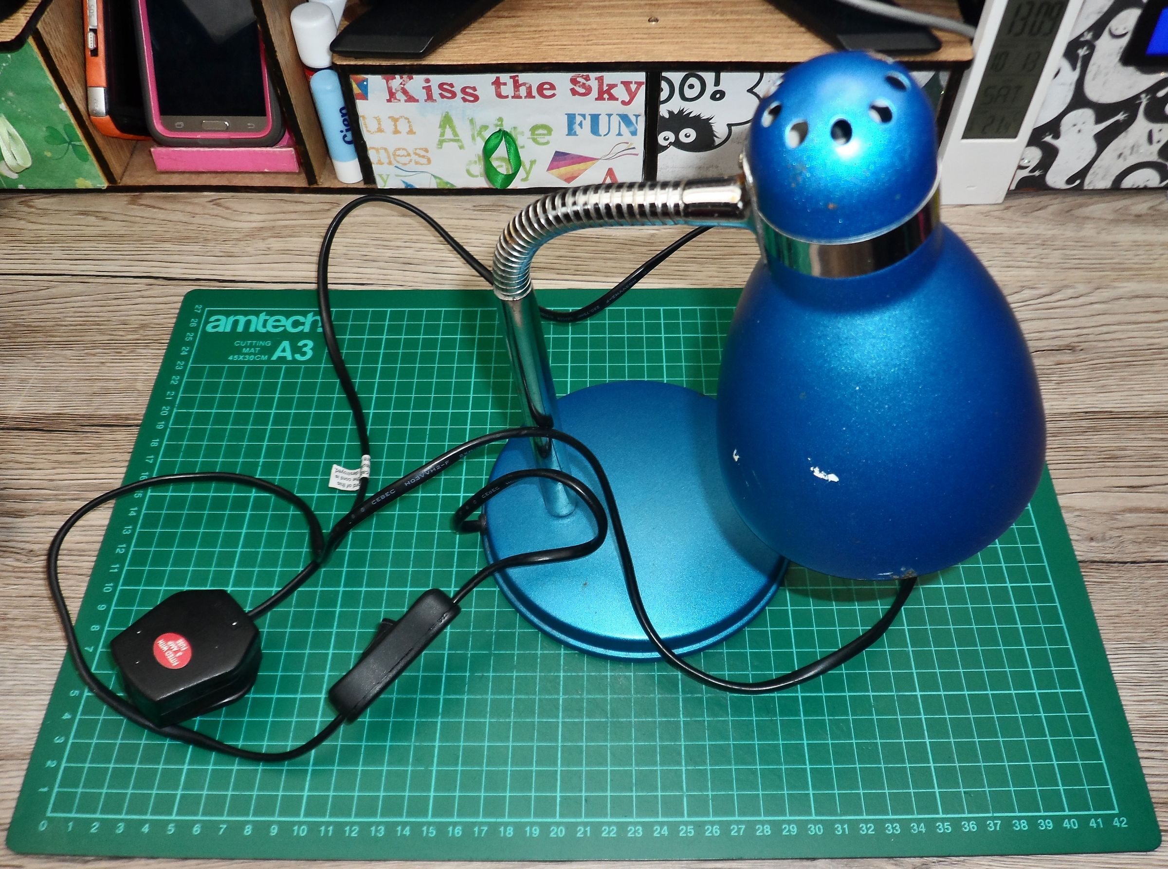 Uncle Fester Lamp : 12 Steps (with Pictures) - Instructables