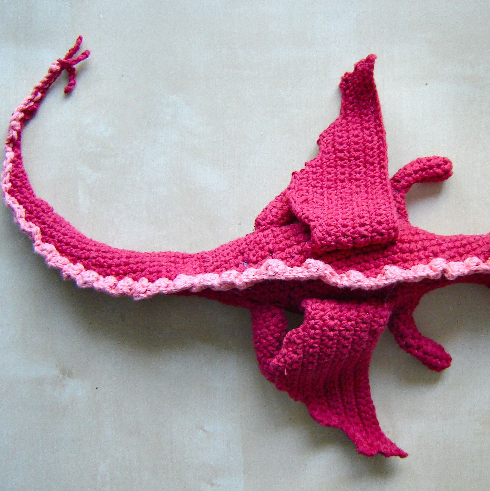 Crochet Dragon - Smaug From the Hobbit : 12 Steps (with Pictures ...