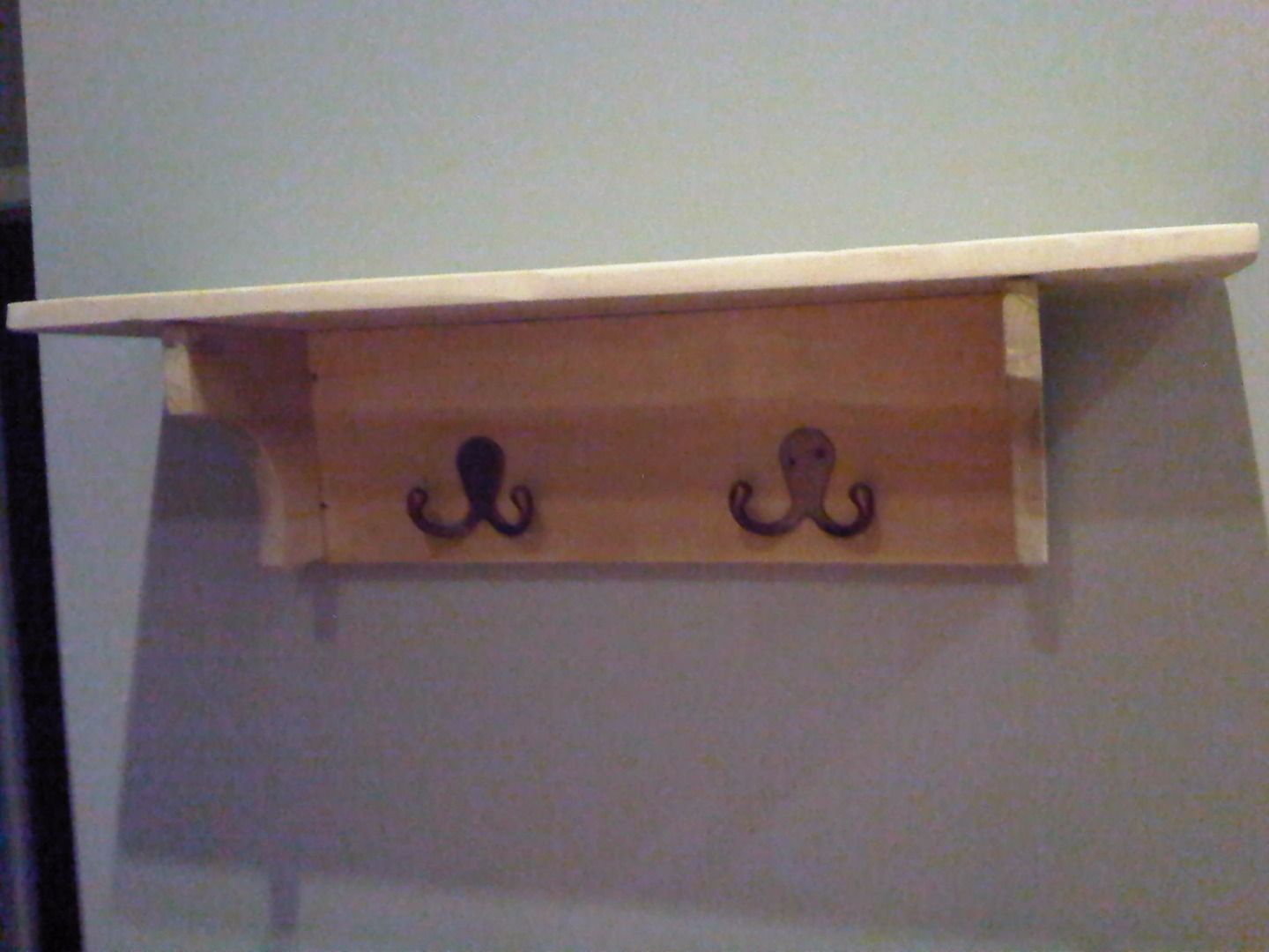 Recycled Pallet Coat Hook Board - Instructables