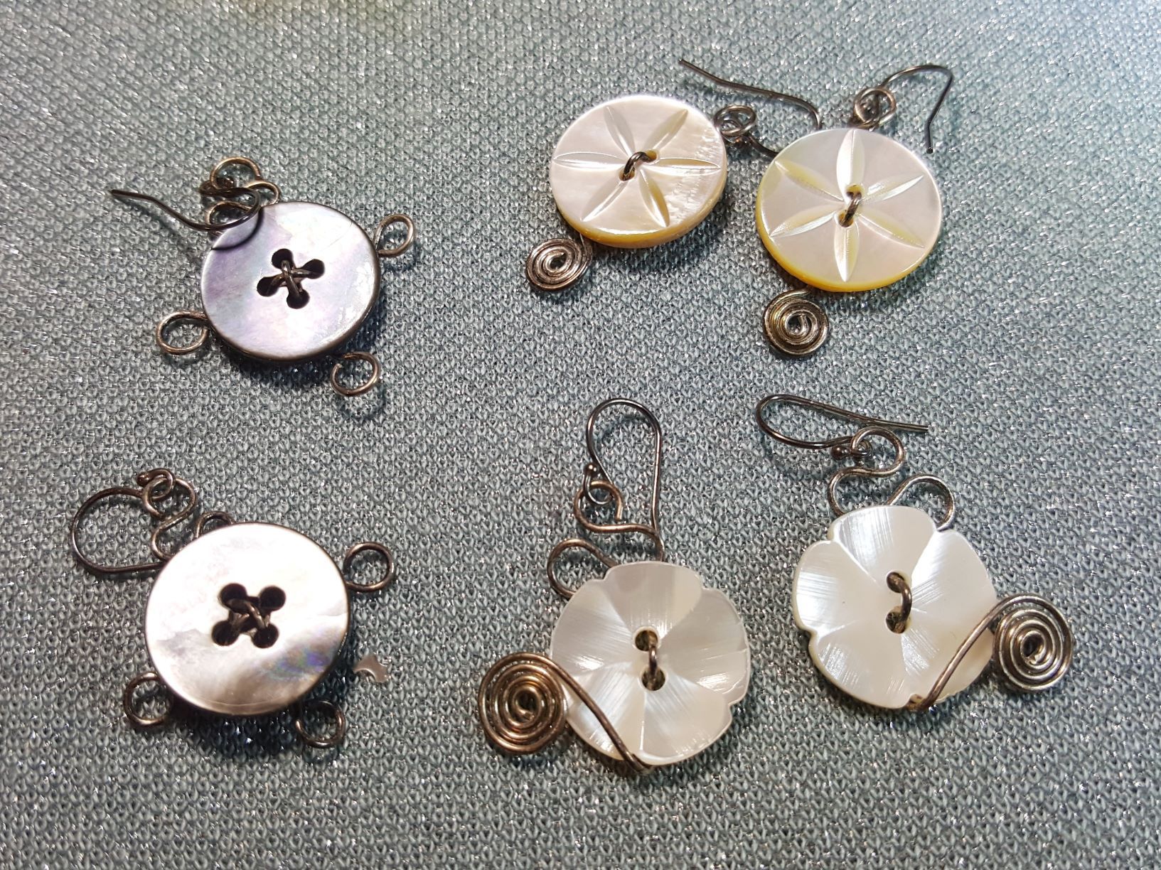 EARRINGS OR PENDANT FROM VINTAGE BUTTONS : 8 Steps (with Pictures ...
