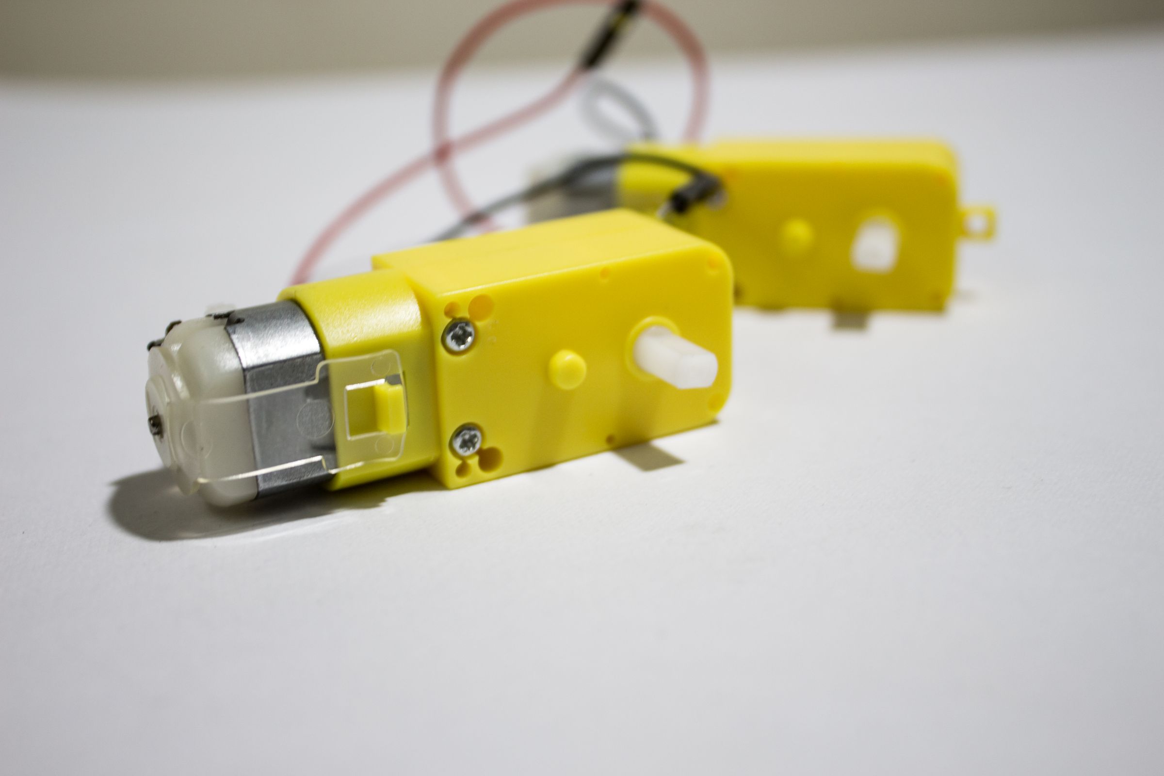 Smartphone Controlled Arduino Robot : 10 Steps (with Pictures ...