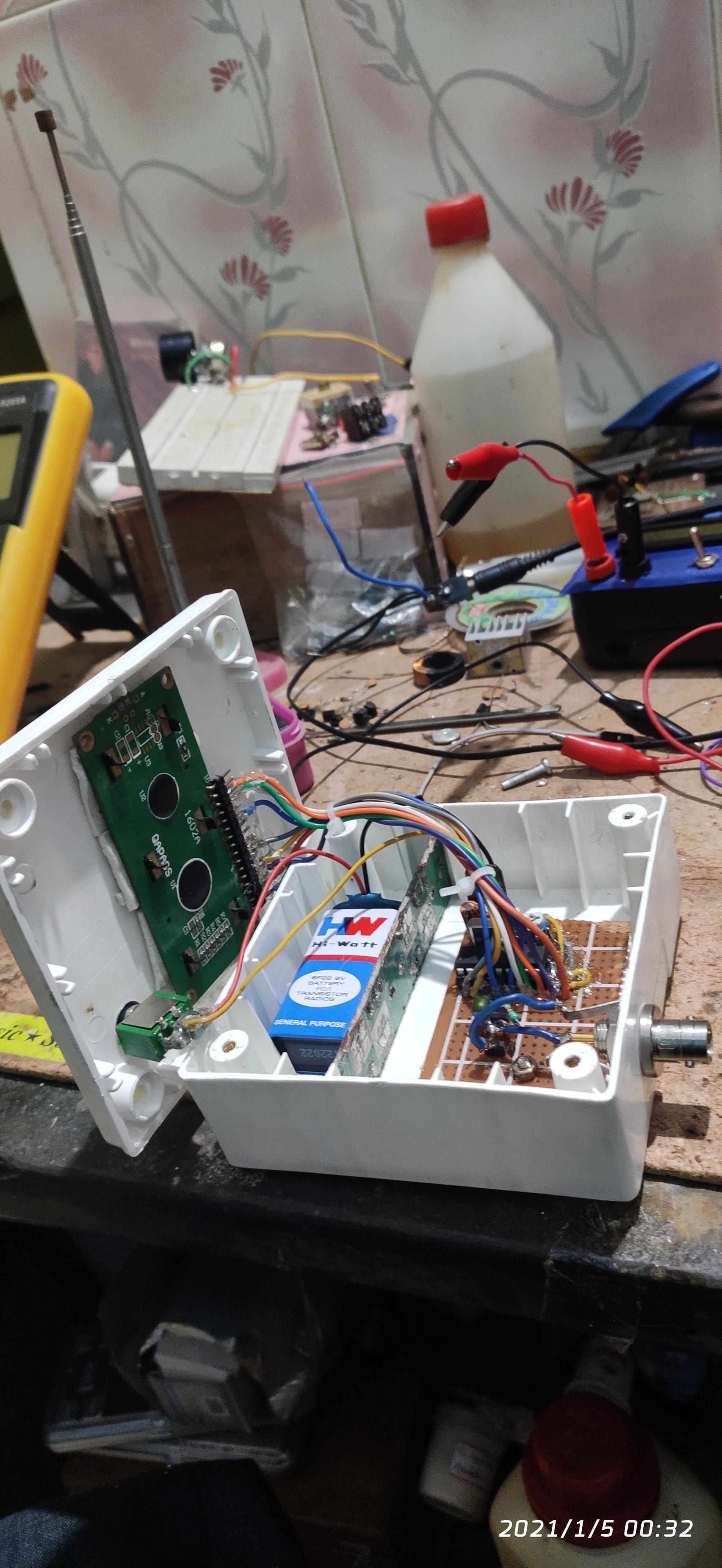 Frequency Counter( Mine Worked Up to 70MHz) Using PIC 16F628A (with ...