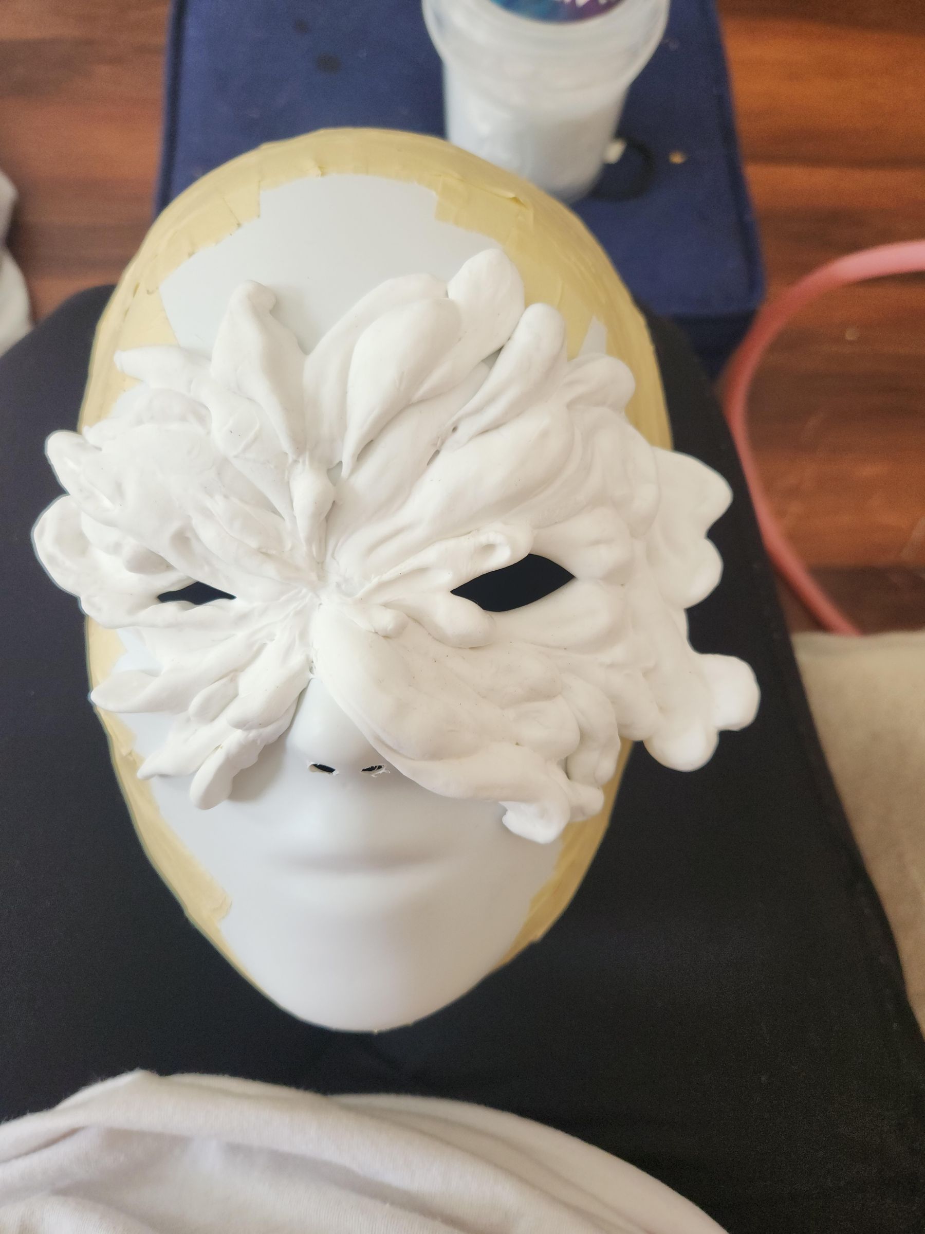 The Last of Us Show Clicker Mask : 12 Steps (with Pictures) - Instructables