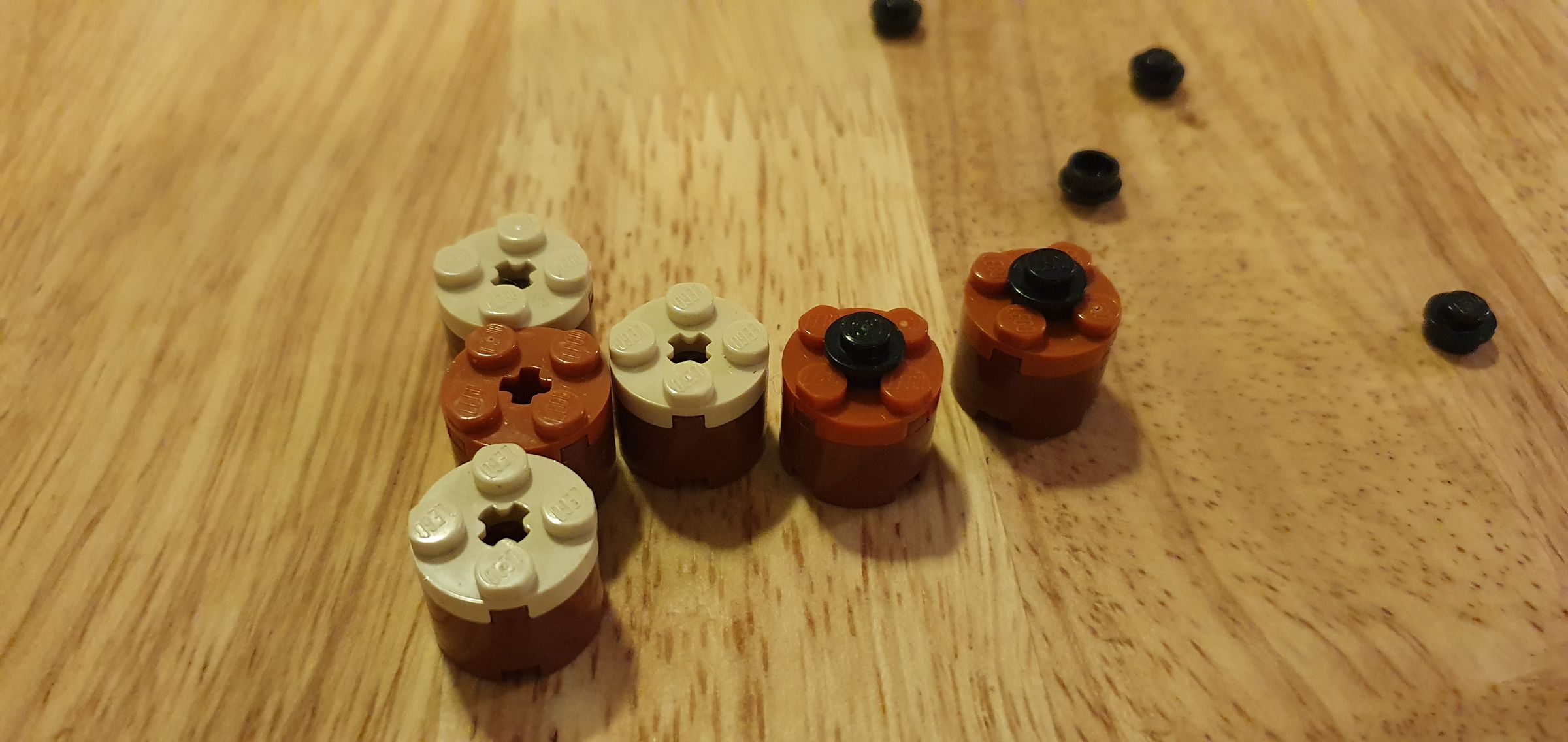 Lego Swap the Pegs Puzzle : 7 Steps - Instructables