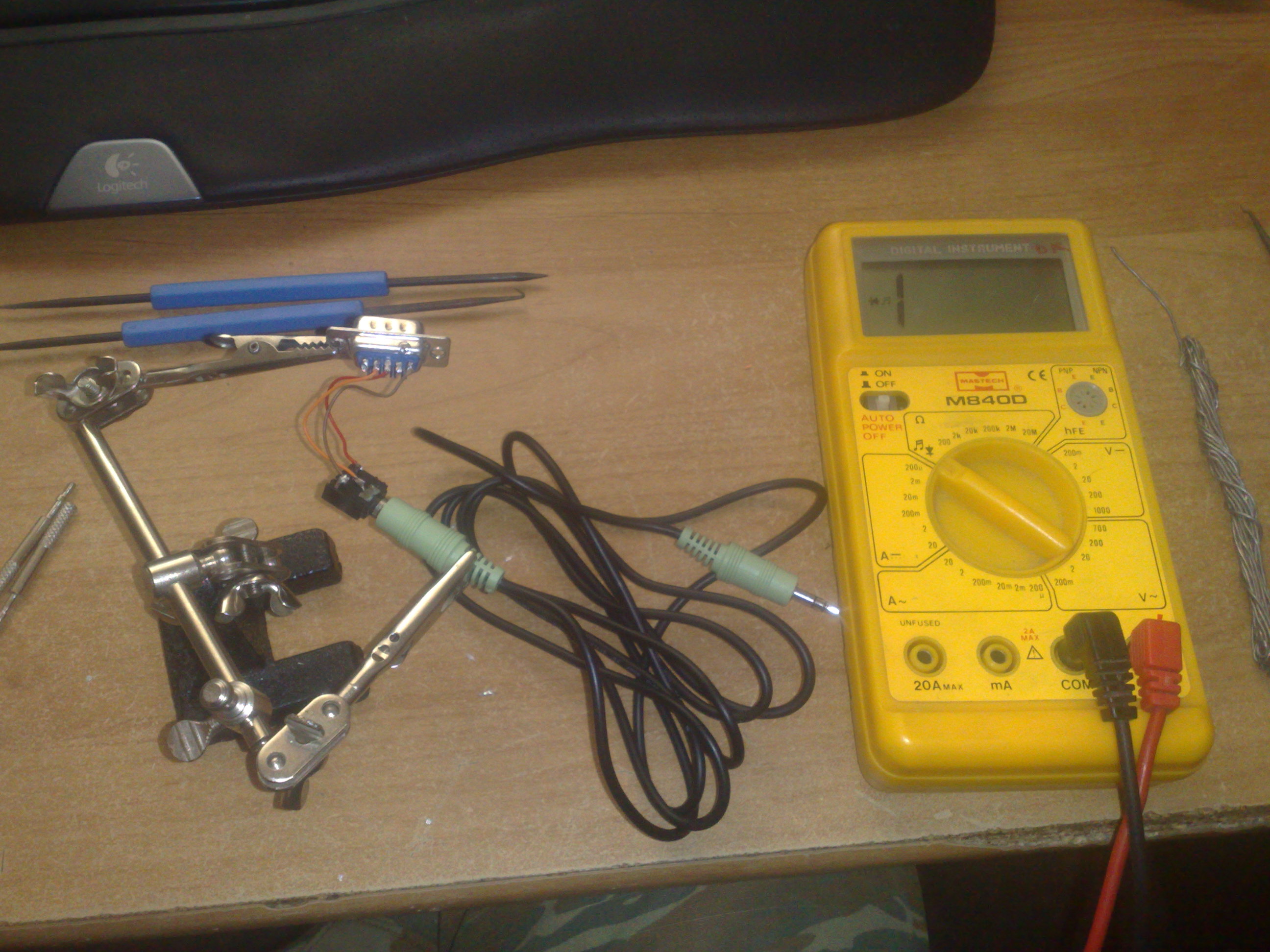 PicAxe Serial Download Cable (homemade From Scrap) : 5 Steps ...