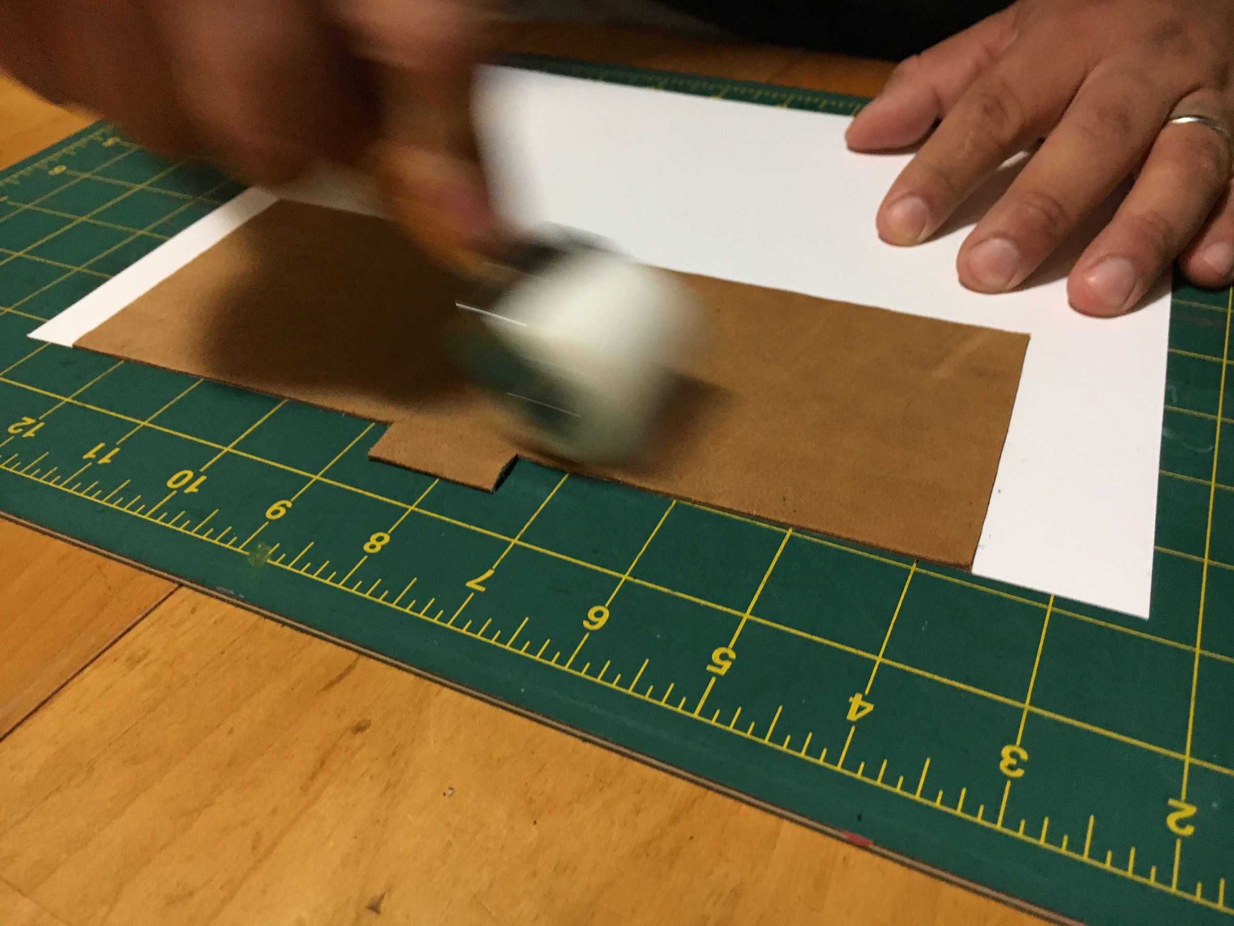 BIFOLD WALLET : 17 Steps (with Pictures) - Instructables