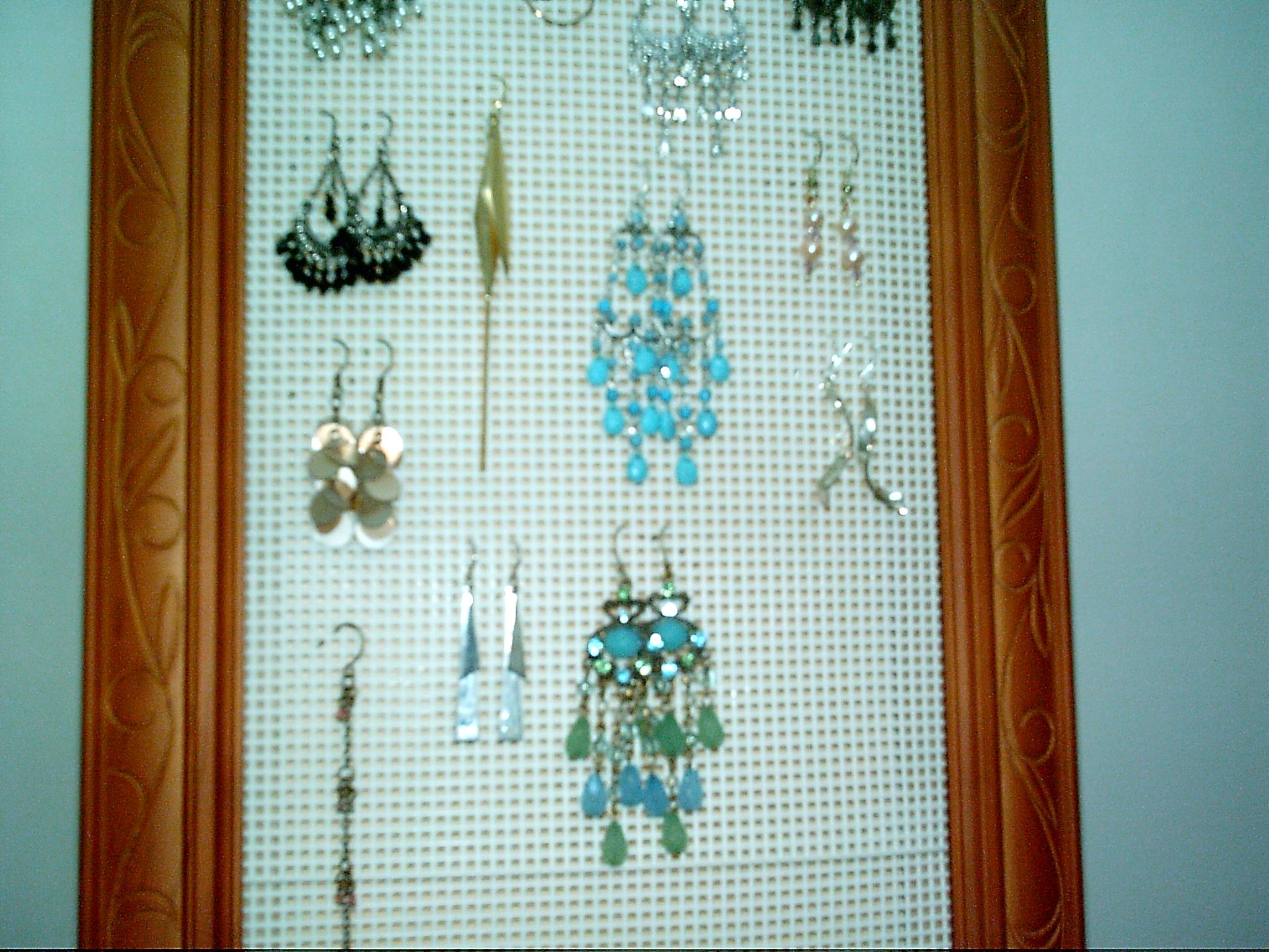 Decorative Earring Frame : 8 Steps - Instructables