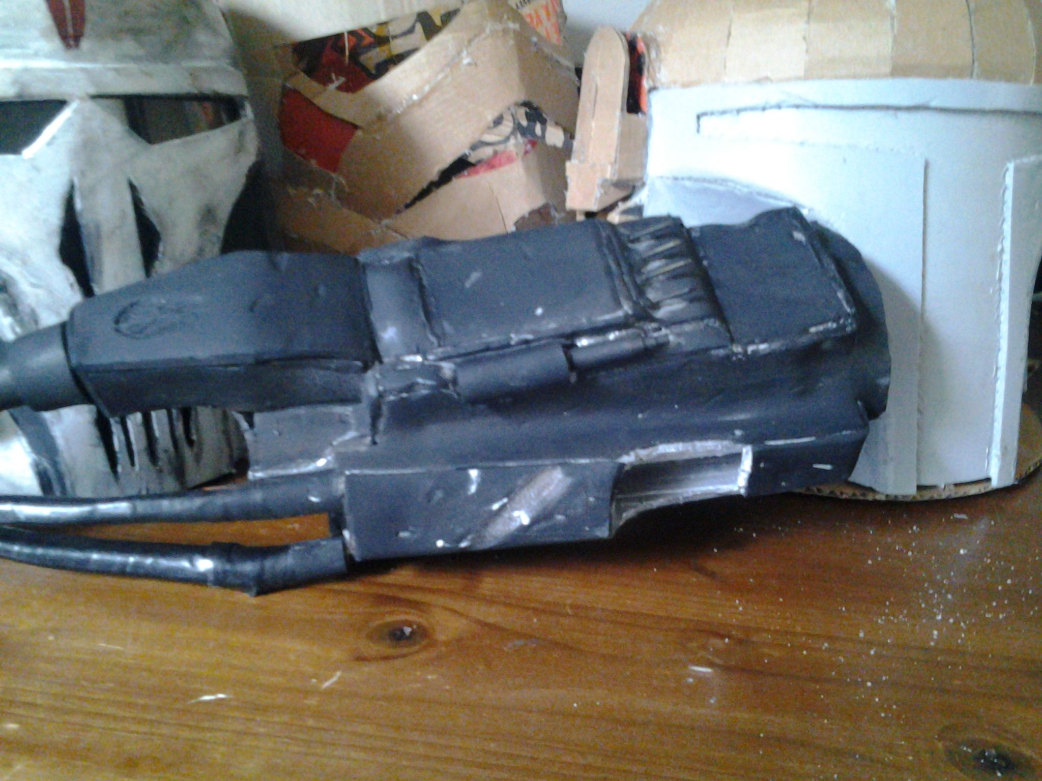 Mandalorian Gauntlet : 5 Steps (with Pictures) - Instructables