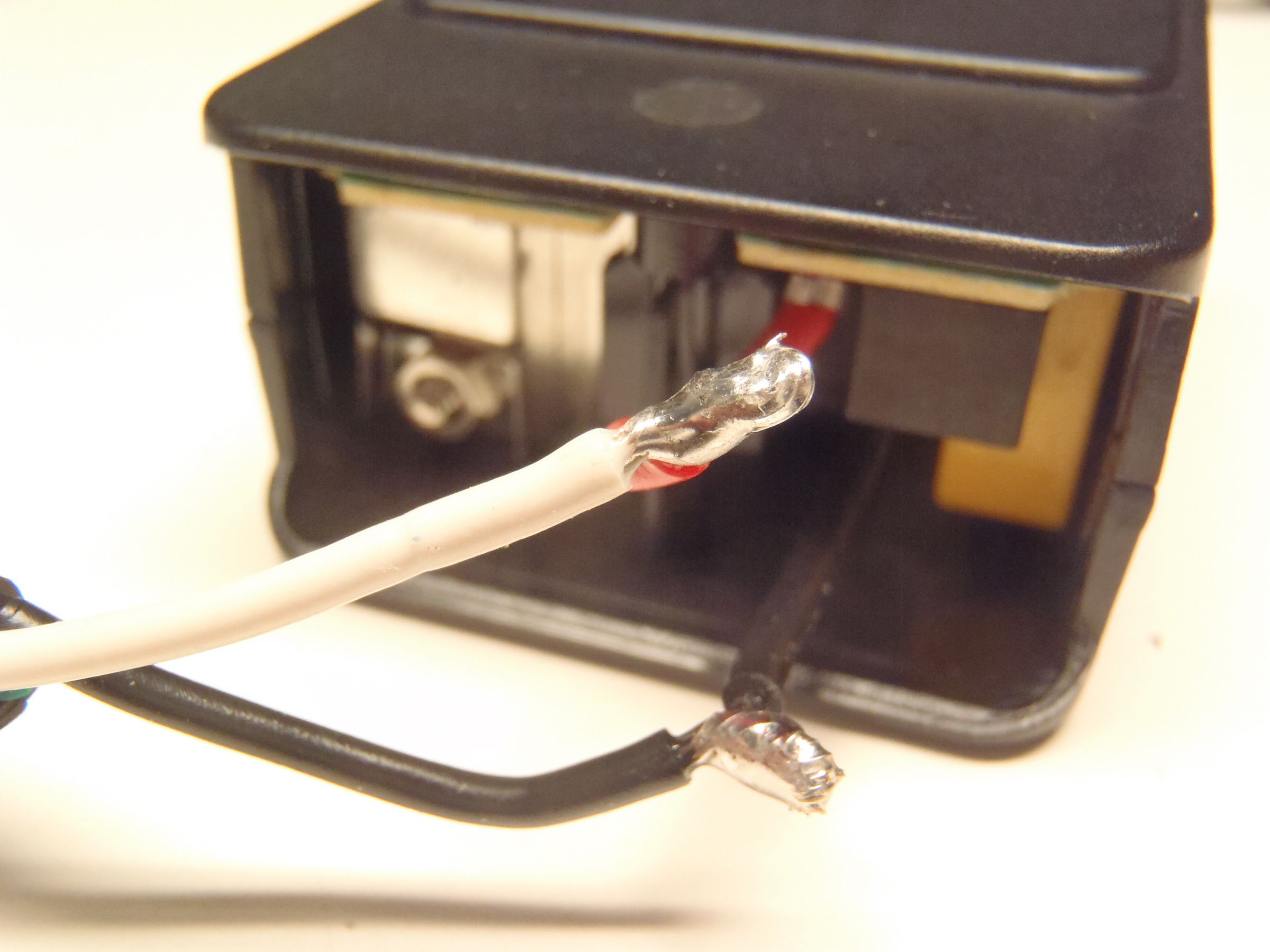 How to Fix a Power Adapter : 6 Steps (with Pictures) - Instructables