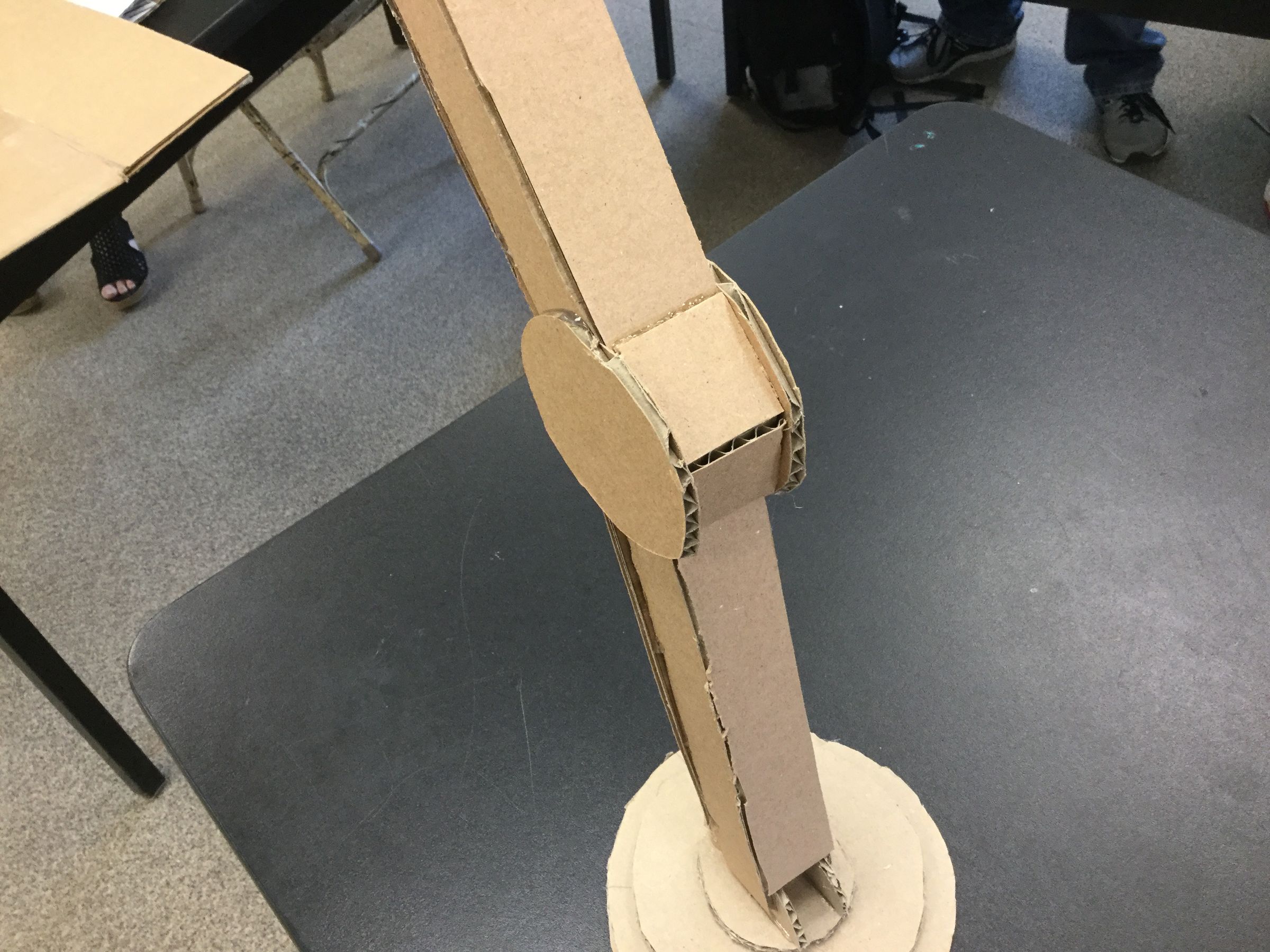 Cardboard AT-AT Walker Table : 9 Steps (with Pictures) - Instructables