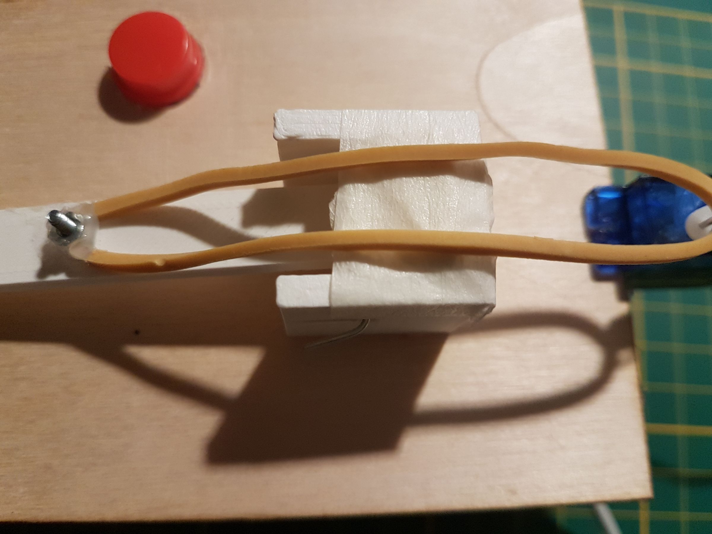 Automatic Rubber Band Catapult : 8 Steps (with Pictures) - Instructables