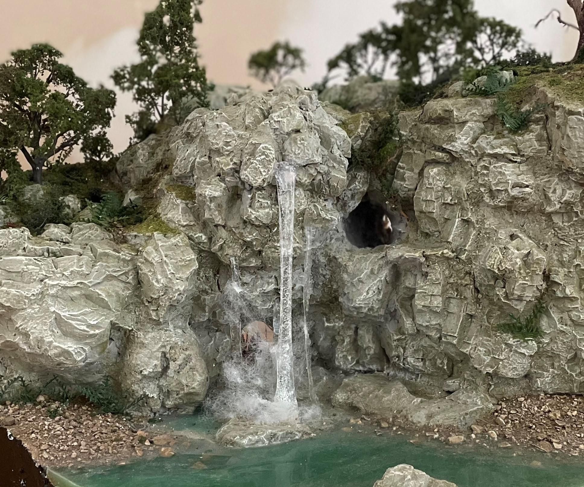 Waterfall Diorama : 9 Steps (with Pictures) - Instructables