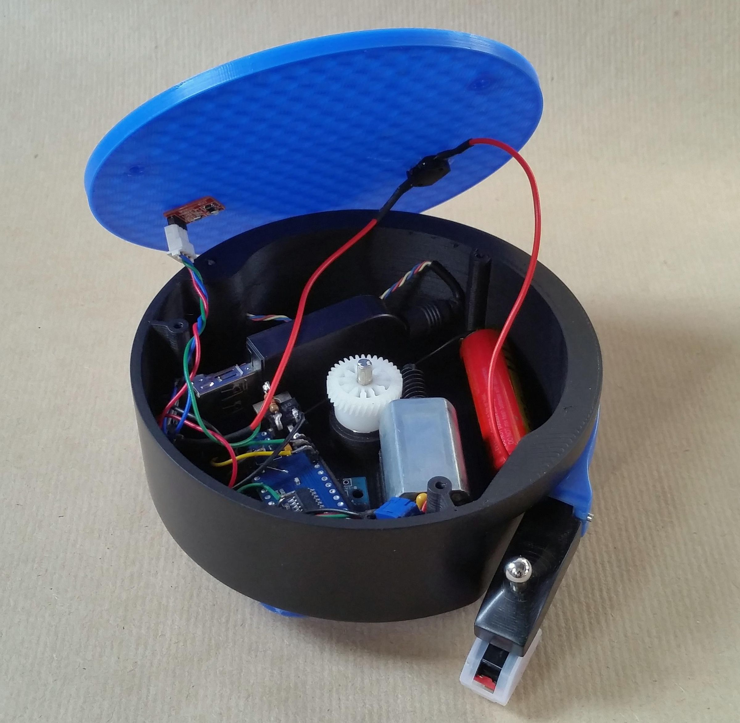 Building a Portable Bluetooth Spinning Record Player : 11 Steps (with ...