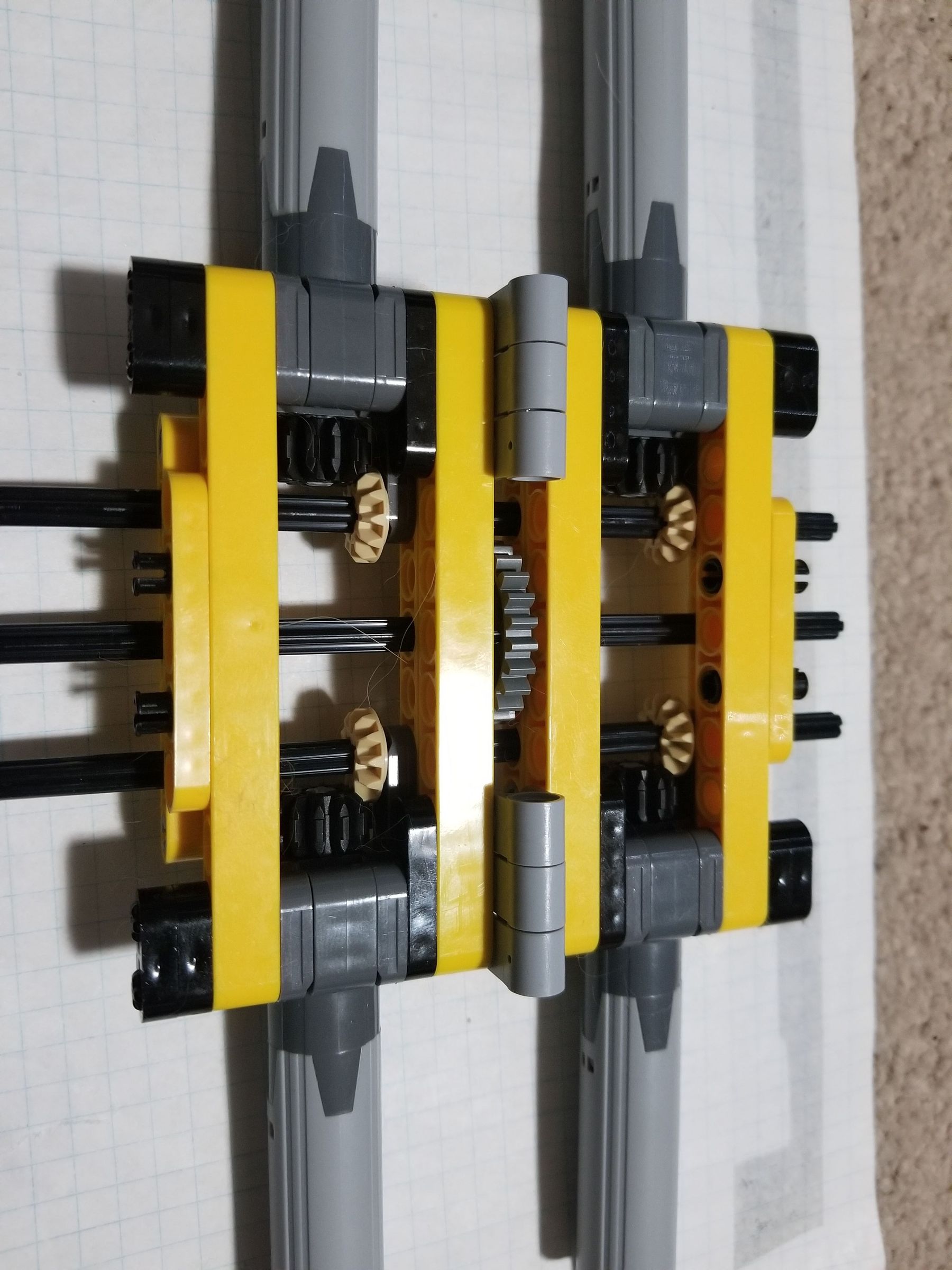 Lego Technic Back to Back Double Actuator Build : 9 Steps (with ...