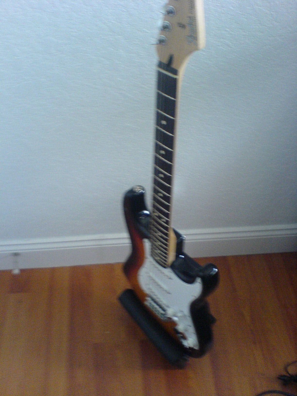 The PVC Single Guitar Stand : 5 Steps - Instructables