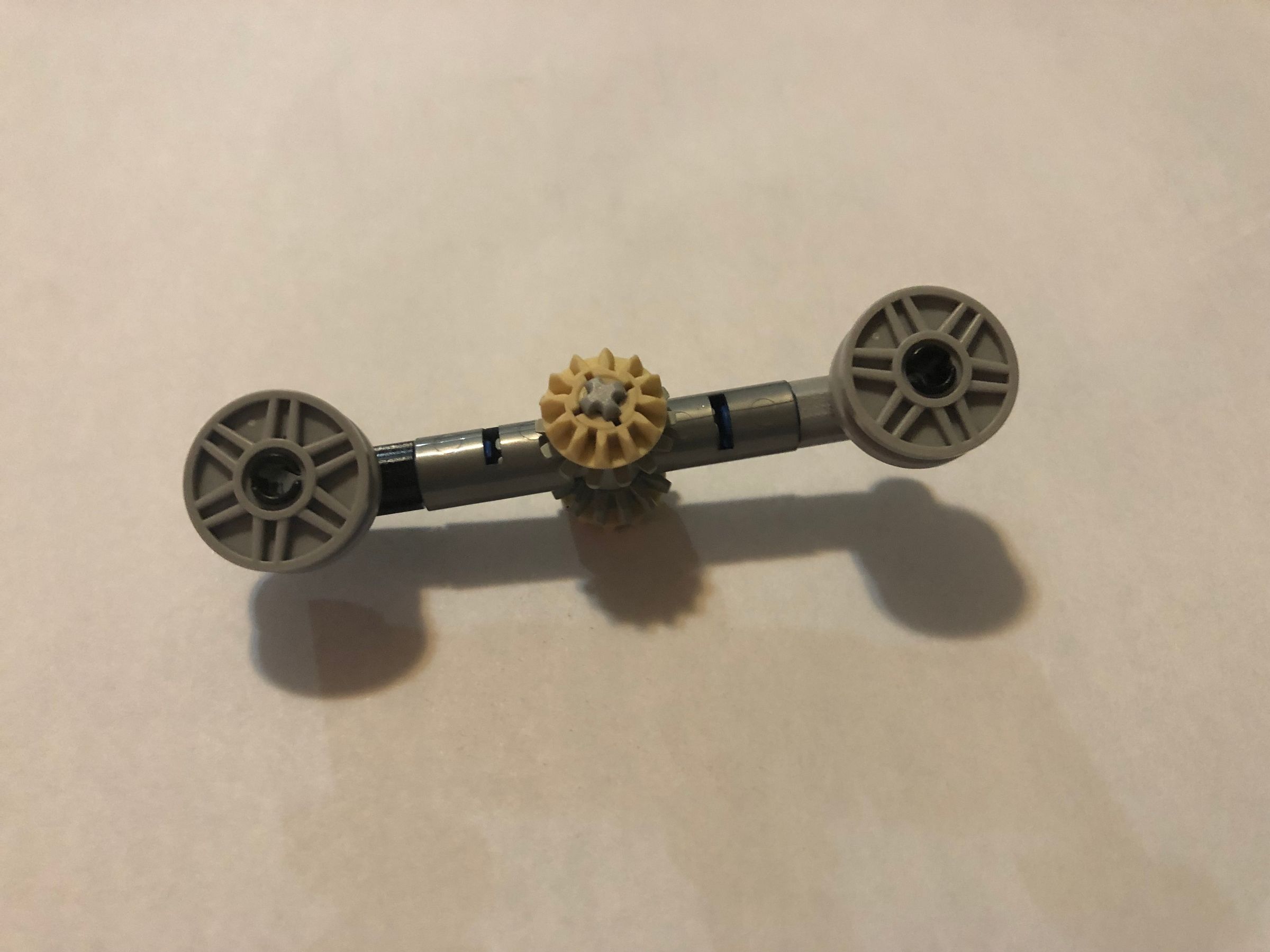 Lego Fidget Spinner. : 10 Steps - Instructables