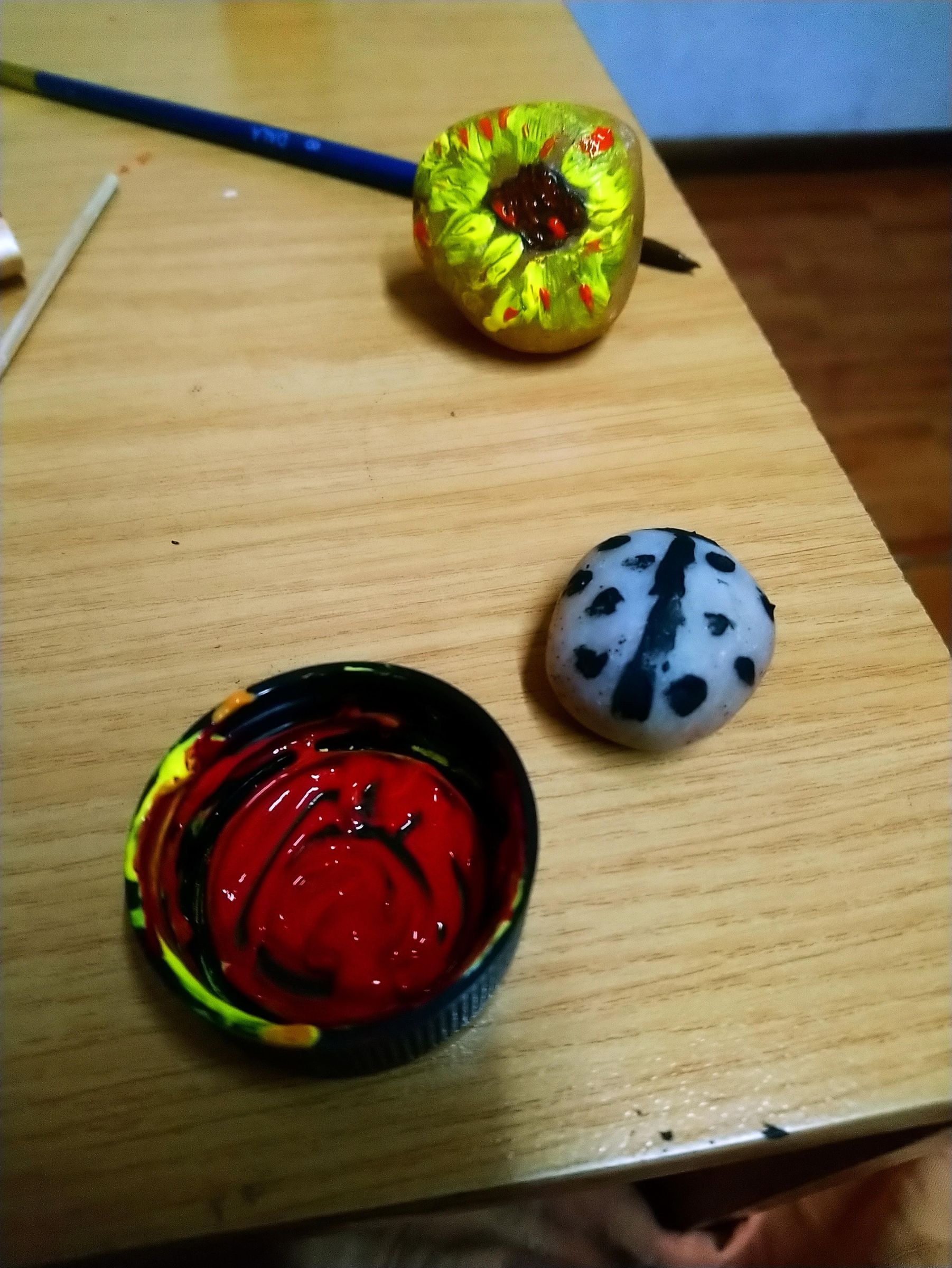 Garden Stones and Modern Rock Art : 5 Steps - Instructables