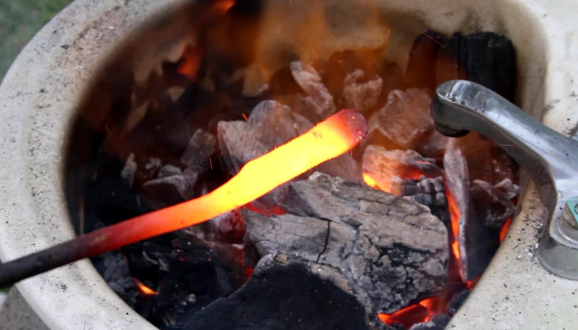Most REDNECK Forge Ever. Period. : 6 Steps (with Pictures) - Instructables