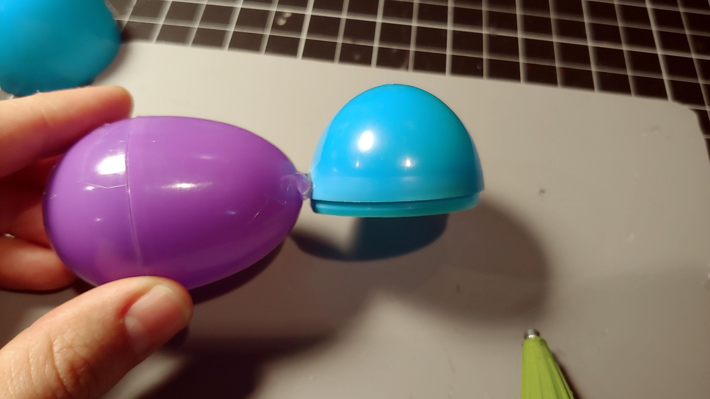 Super Easy Spiders : 4 Steps (with Pictures) - Instructables