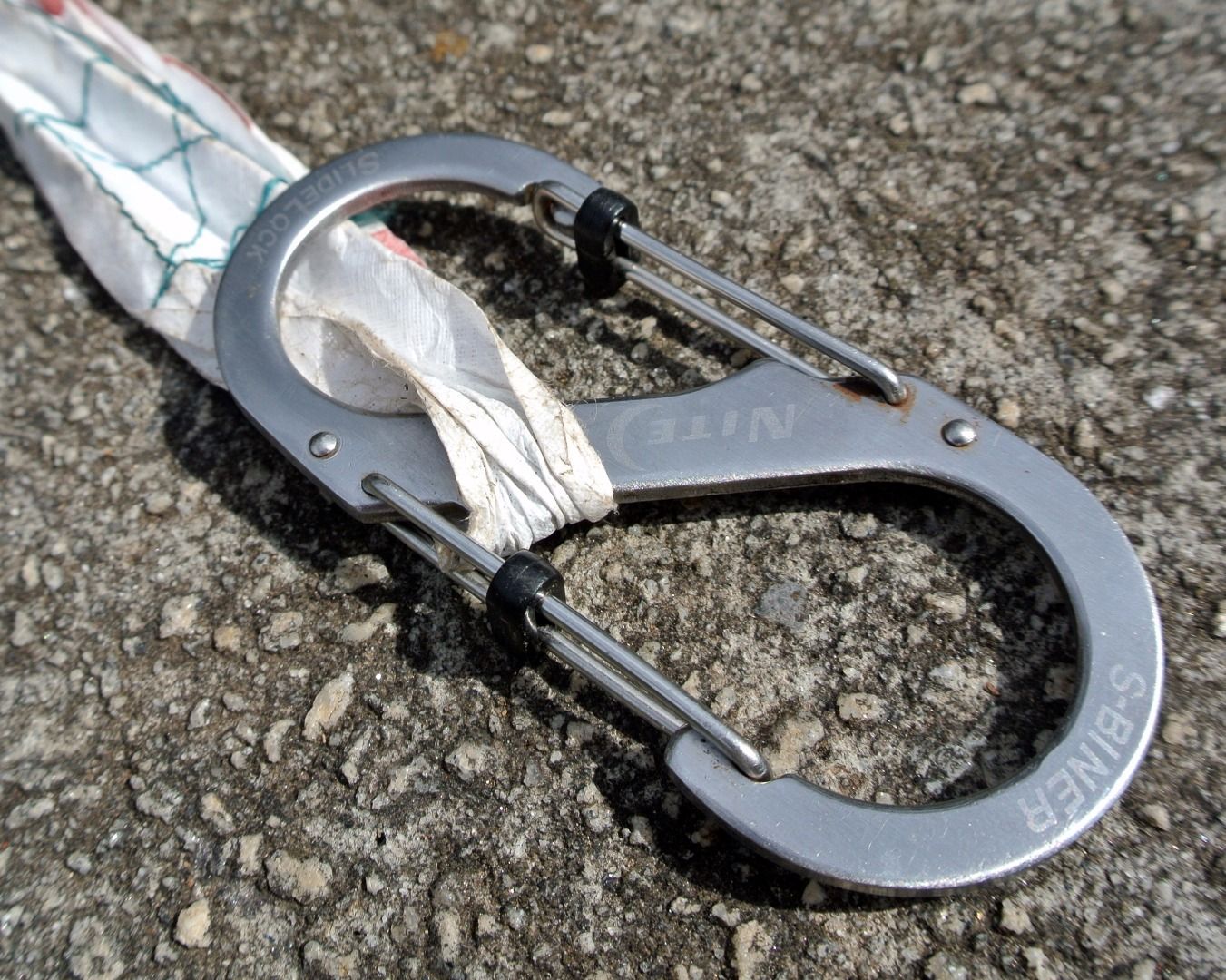 Ultra-Lightweight Tyvek Backpacking Belt : 4 Steps (with Pictures ...