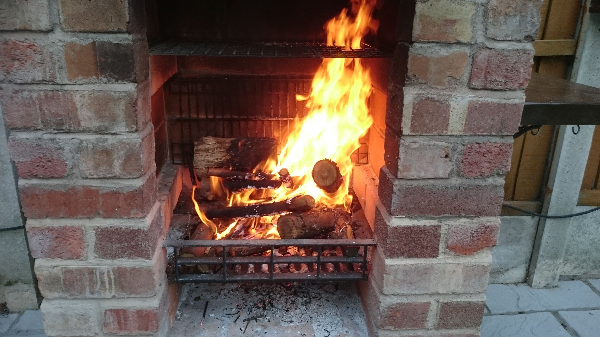 Reclaimed Brick Arched BBQ : 7 Steps (with Pictures) - Instructables