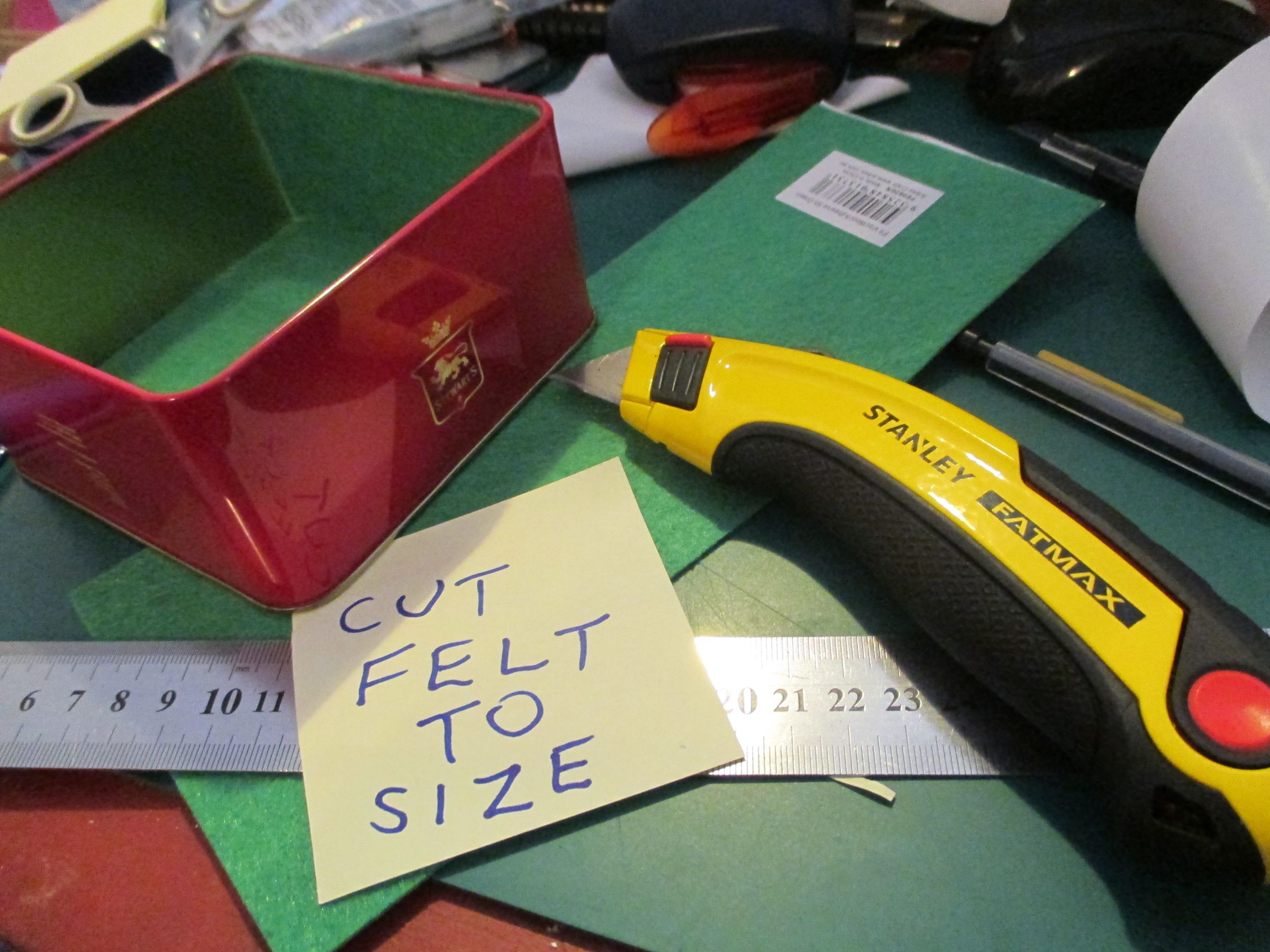 Felt Lined Memory Tin : 5 Steps (with Pictures) - Instructables