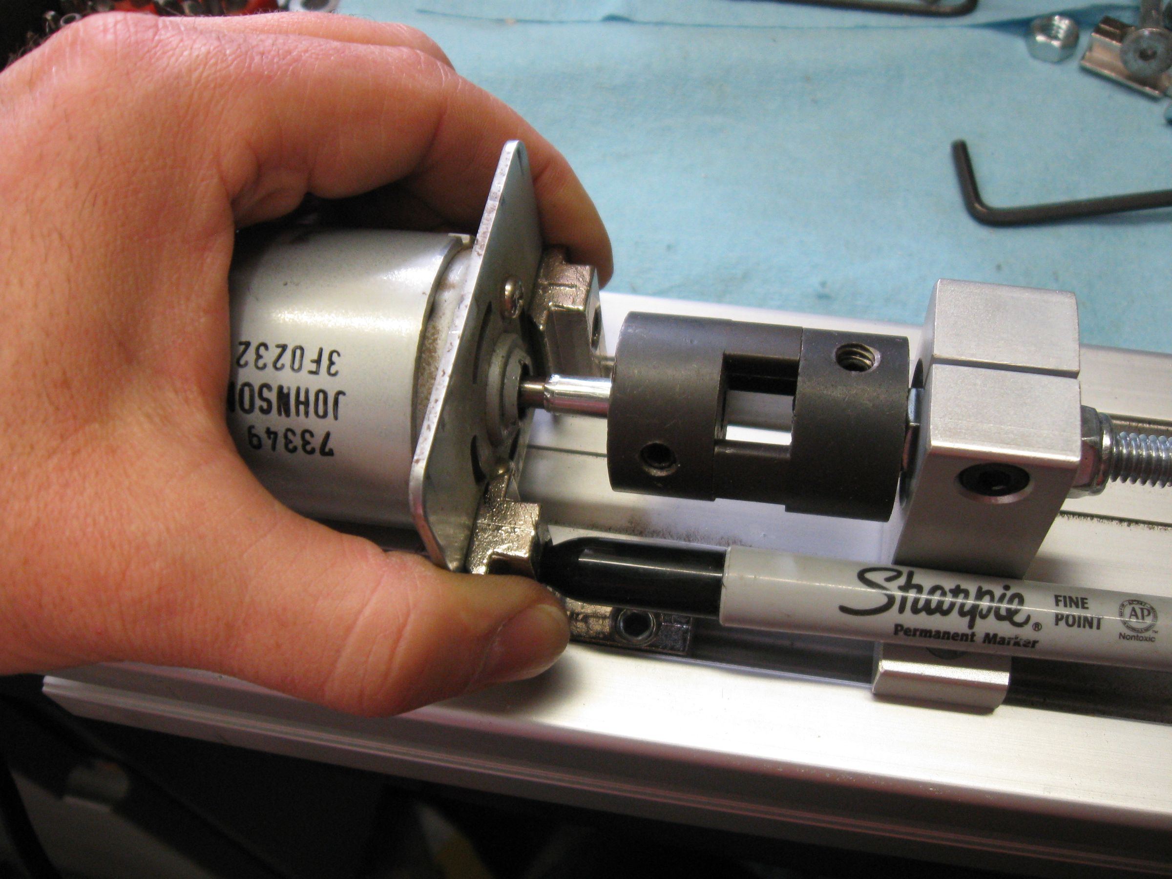 Mini Metal Lathe : 9 Steps (with Pictures) - Instructables
