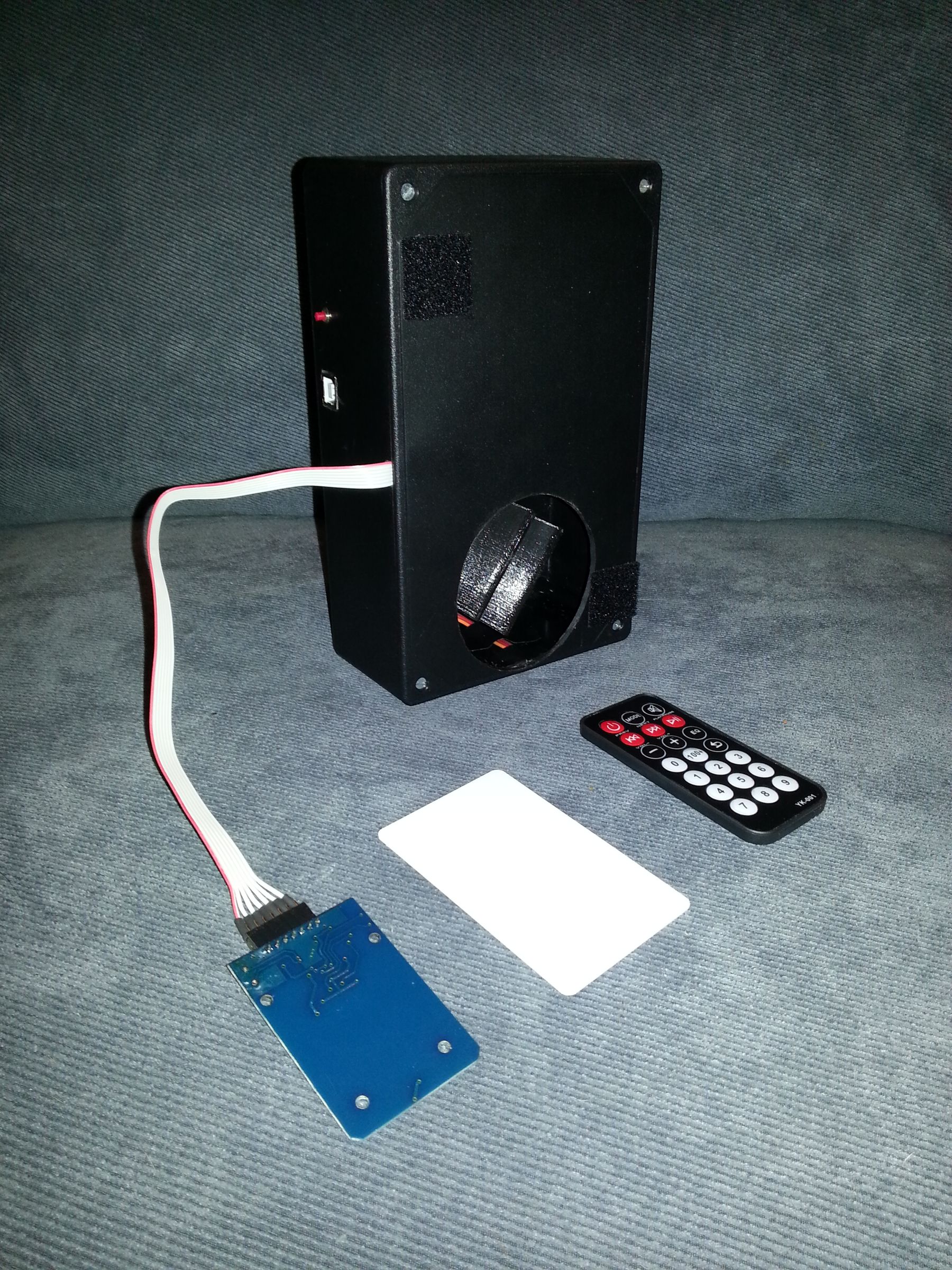 How to Build an RFID Deadbolt Controller : 5 Steps - Instructables