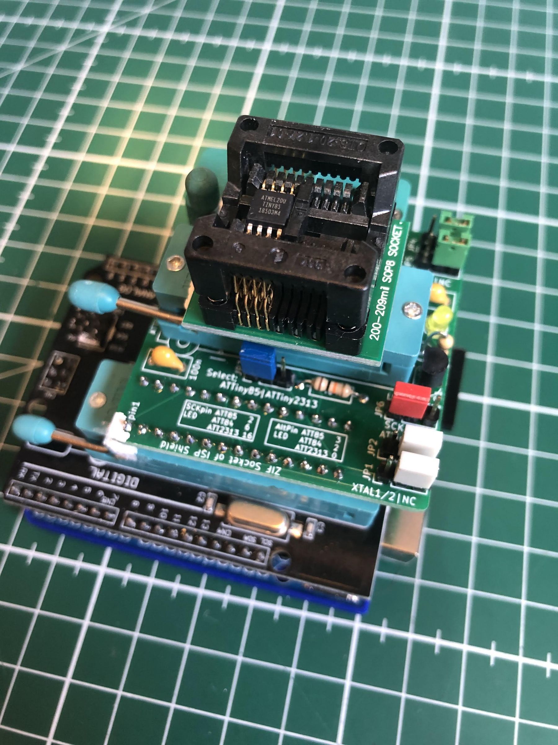 AVR ISP Shield Adapterboard for ATTiny Chips : 4 Steps - Instructables