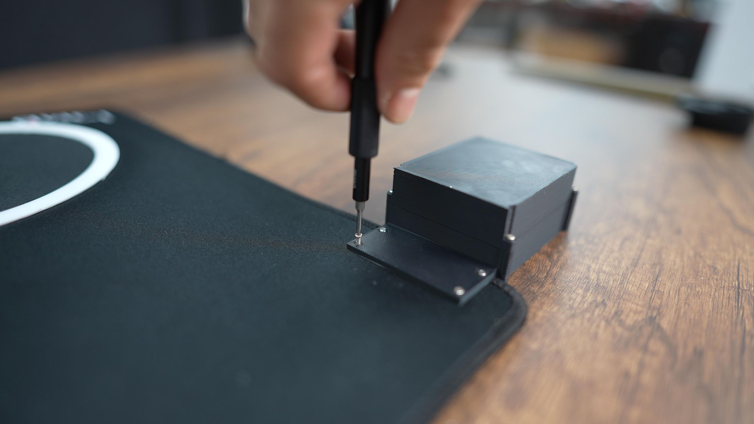 Desk Mat to MIDI Drums : 10 Steps (with Pictures) - Instructables