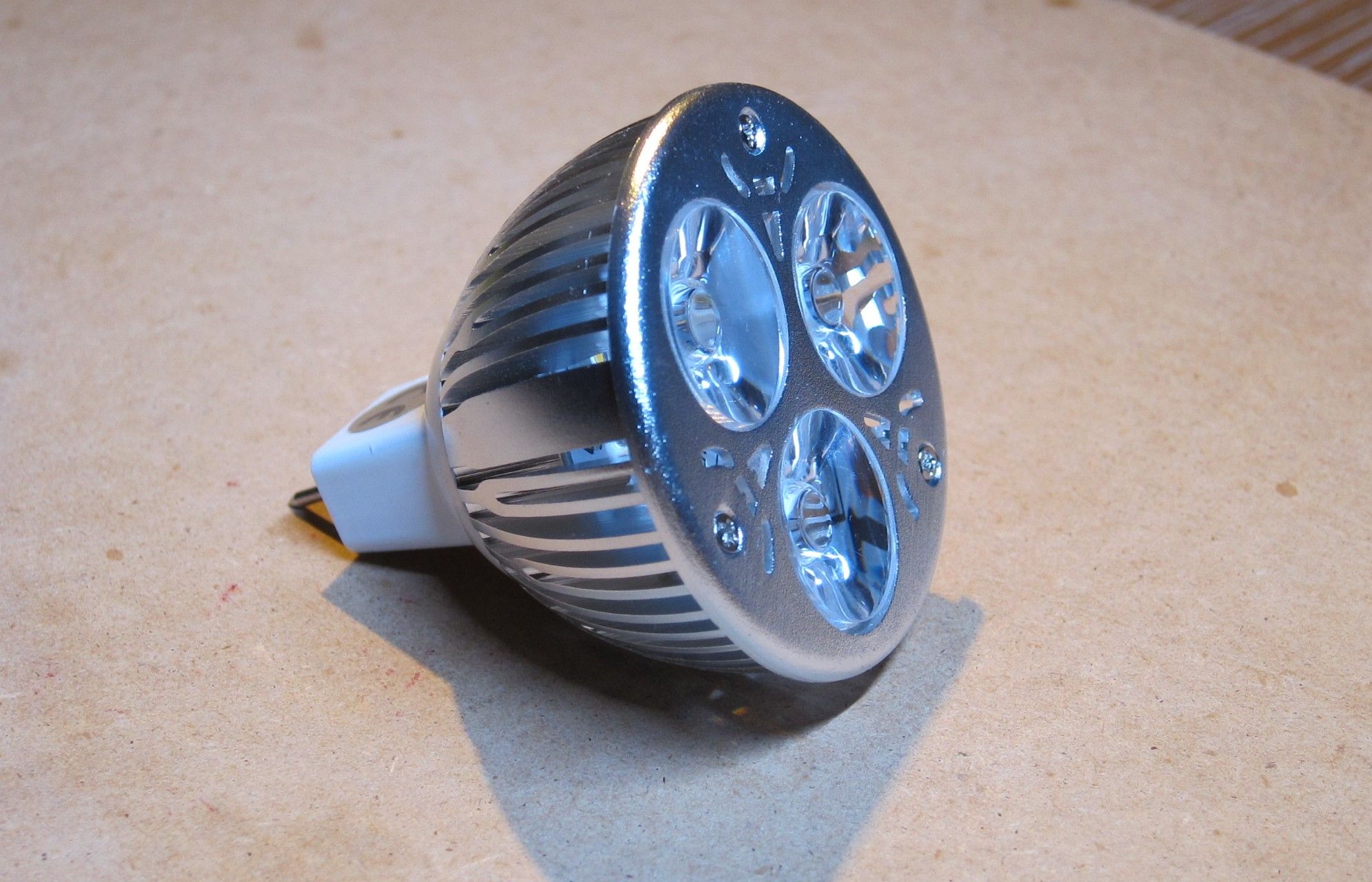 Dimming an LED Lamp With an Arduino : 5 Steps - Instructables