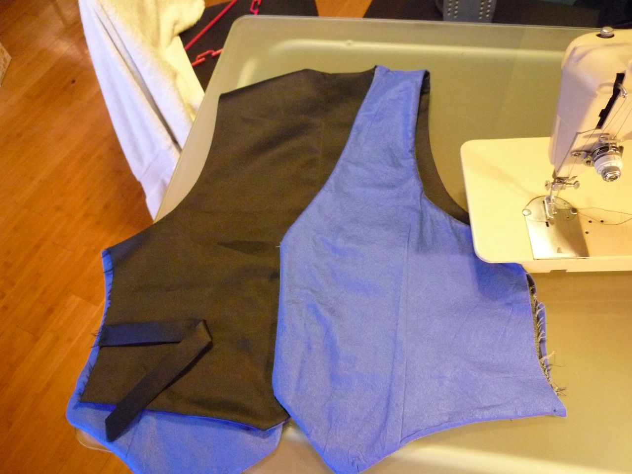 How to Sew an Oh Sew Warm Vest! : 26 Steps (with Pictures) - Instructables