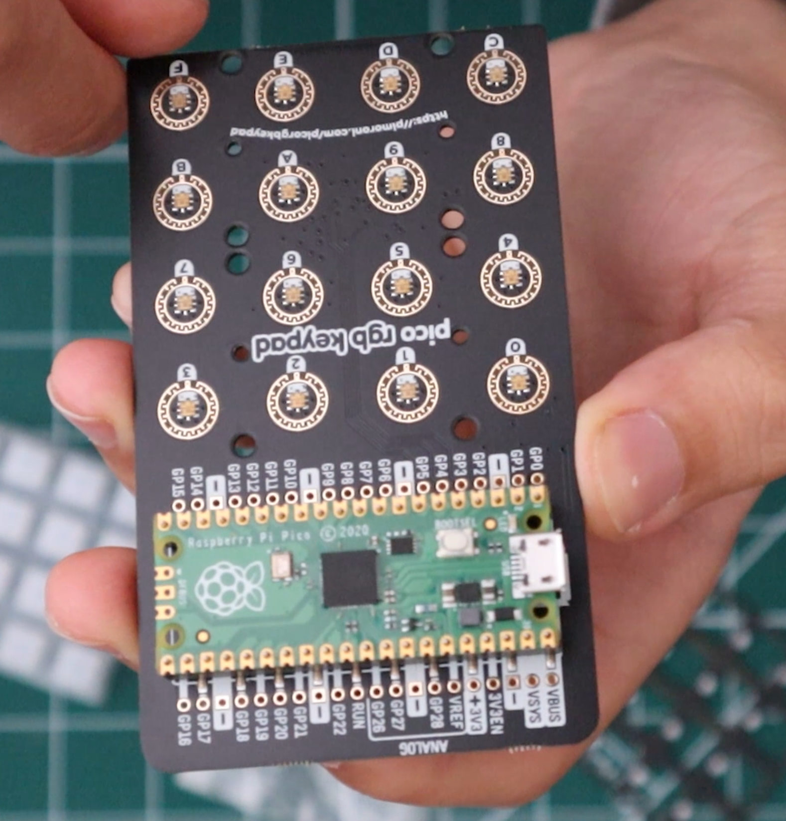 Raspberry Pi Pico Macropad / Keypad : 4 Steps - Instructables