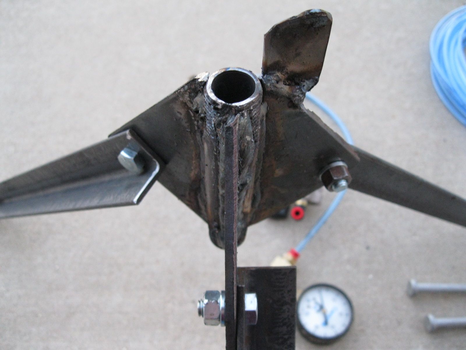 How to Build a Soda Pop Bottle Rocket Launcher : 5 Steps - Instructables