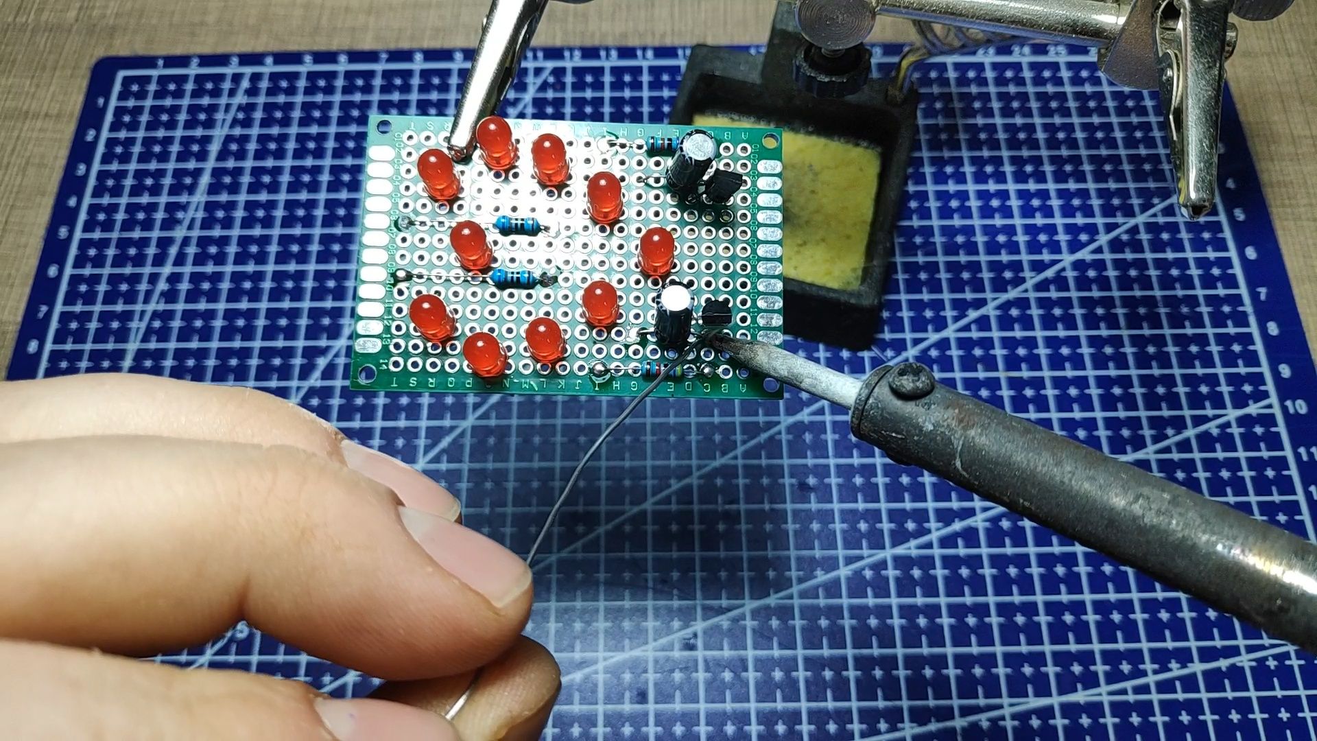 Beating Heart LED Valentine Ornament : 7 Steps (with Pictures ...