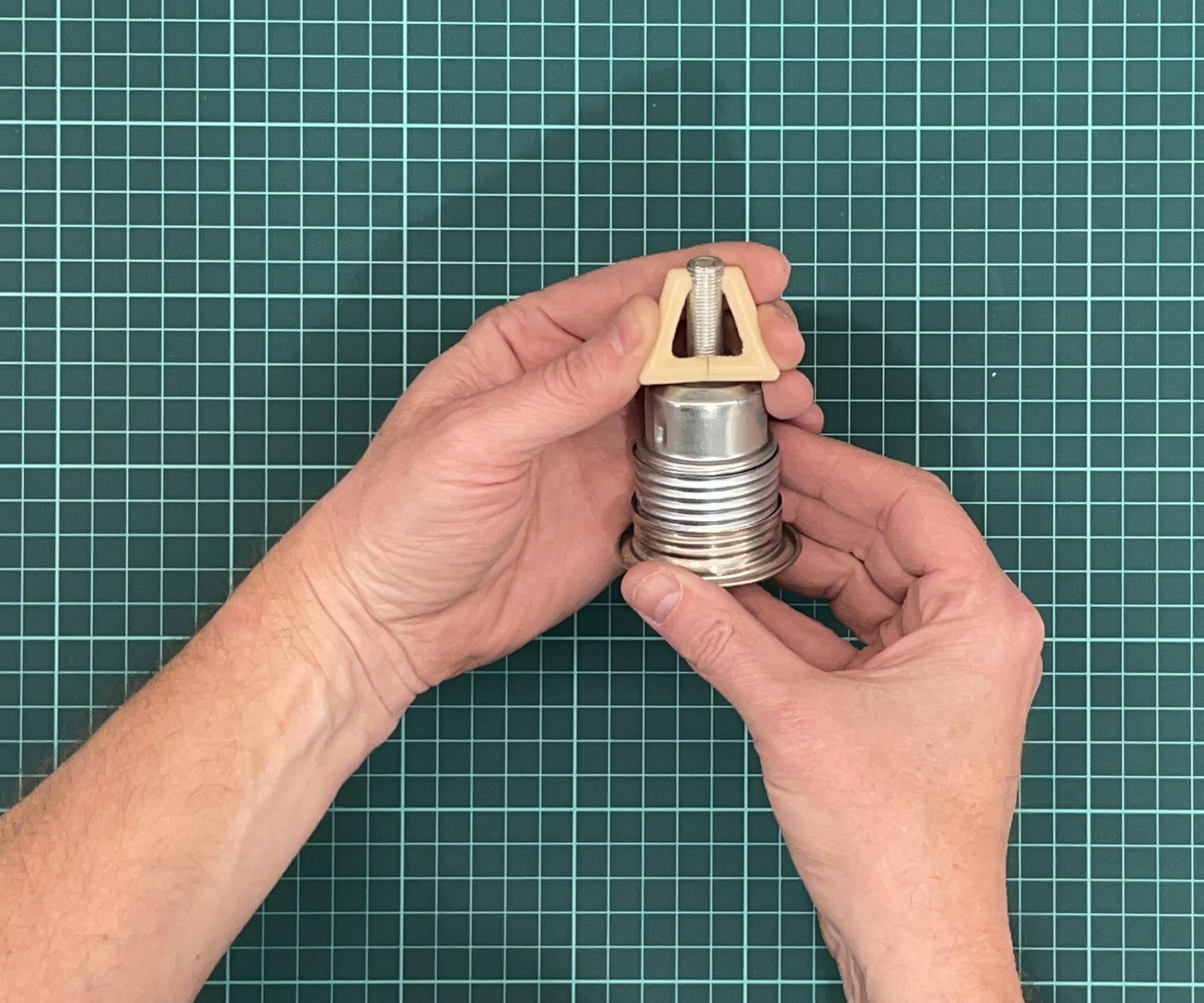 Art From Everyday Objects : 7 Steps (with Pictures) - Instructables