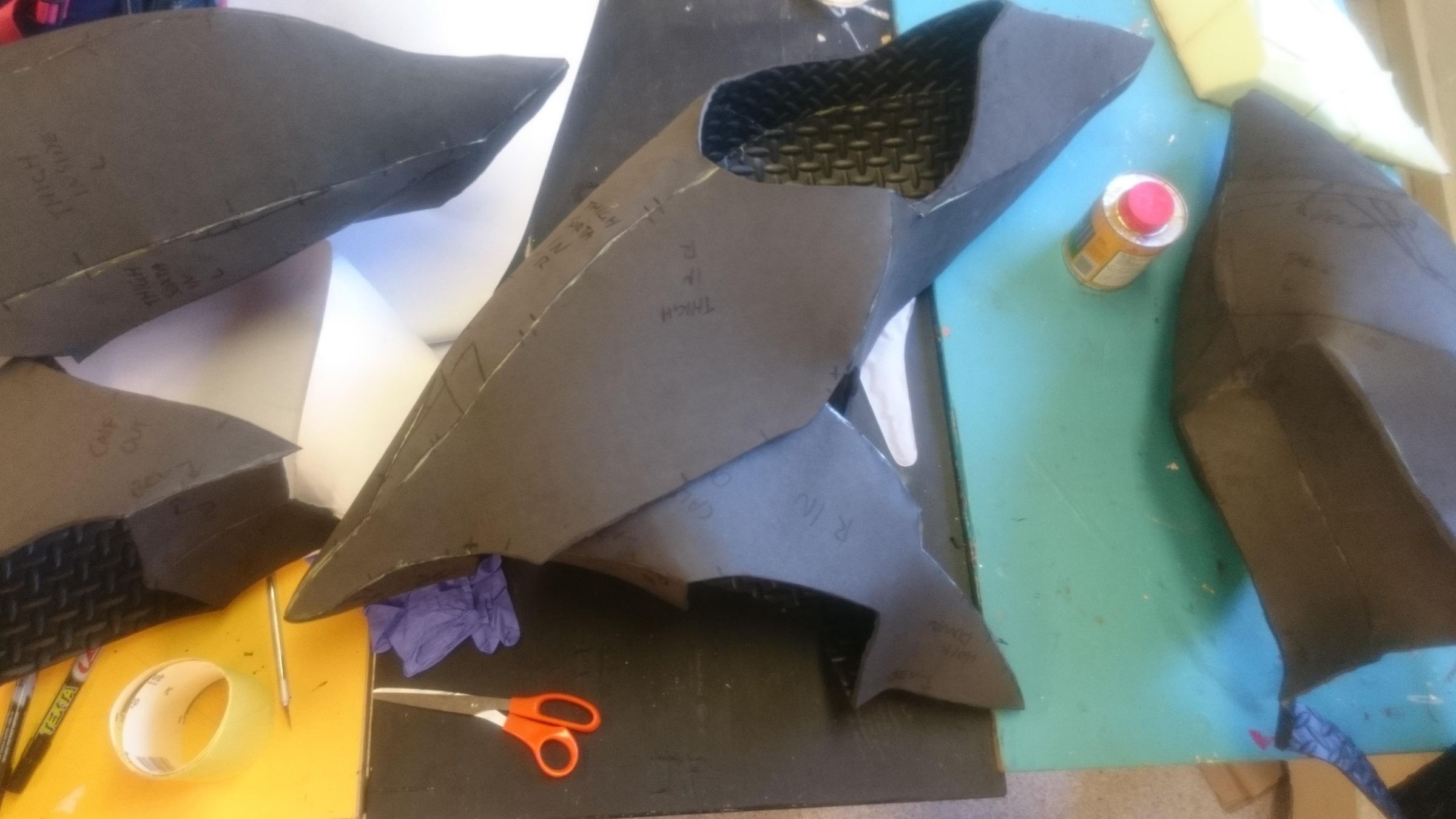 EVA Foam Robot Costume : 16 Steps (with Pictures) - Instructables
