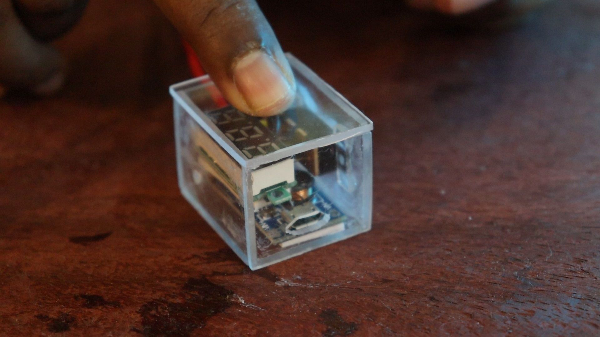 DIY Mini UPS for Wifi Router : 11 Steps - Instructables