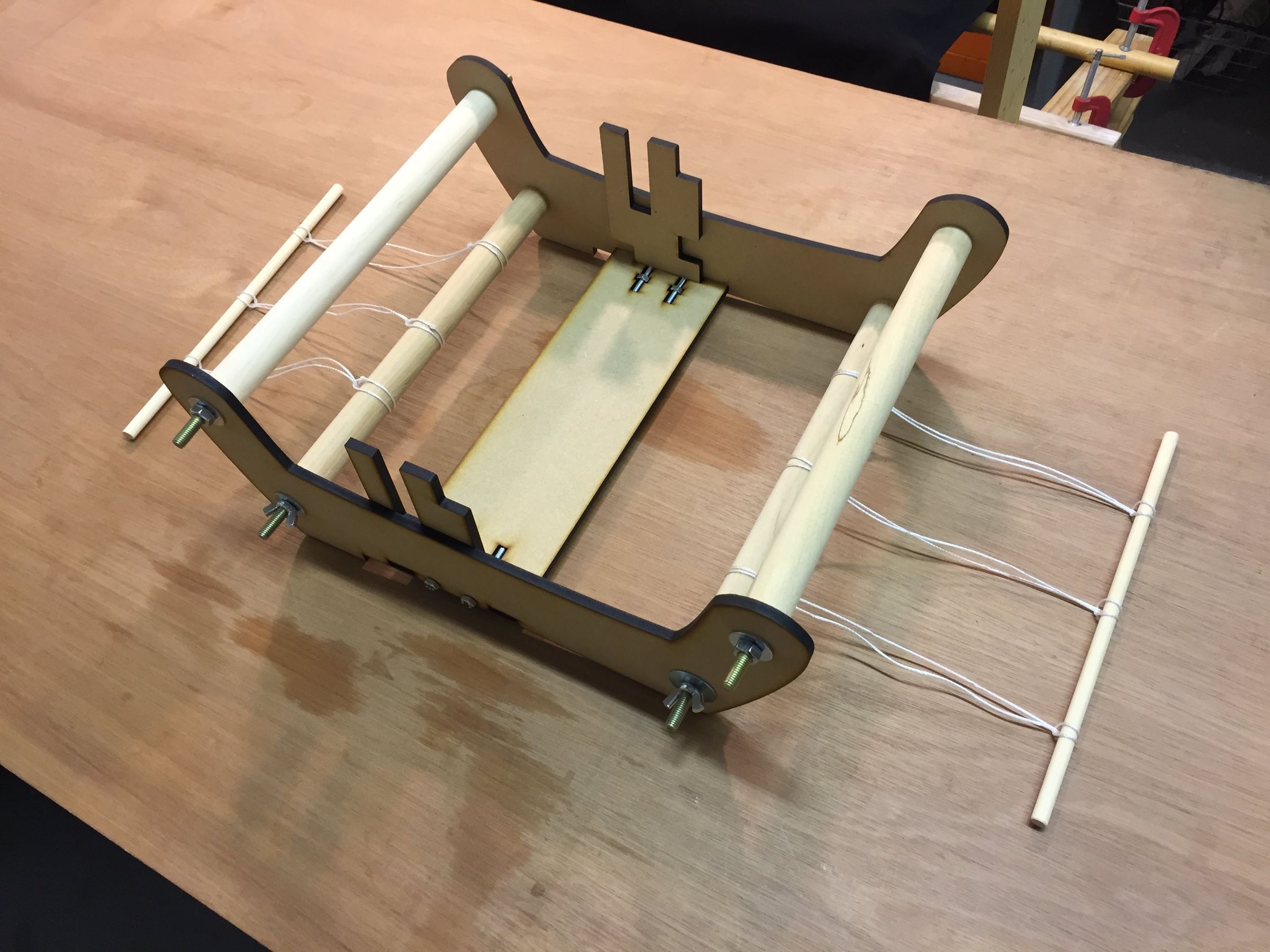 DIY Laser Cut Rigid Heddle Loom - Part 1: Building the Loom : 29 Steps ...