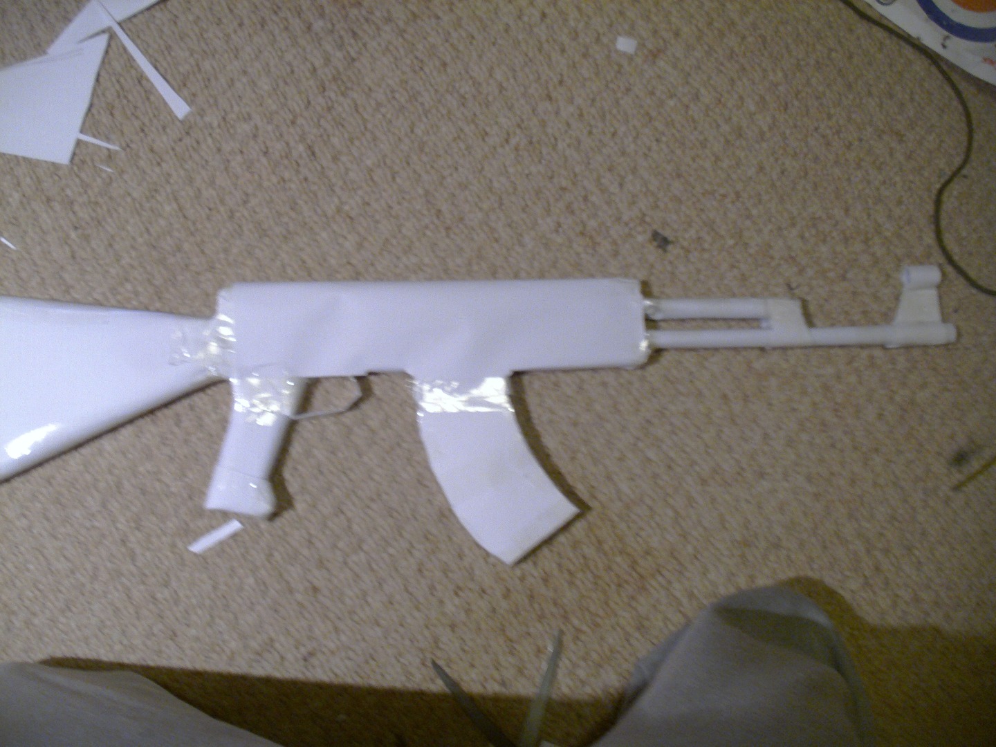 Ak-47 Paper Prop : 6 Steps - Instructables