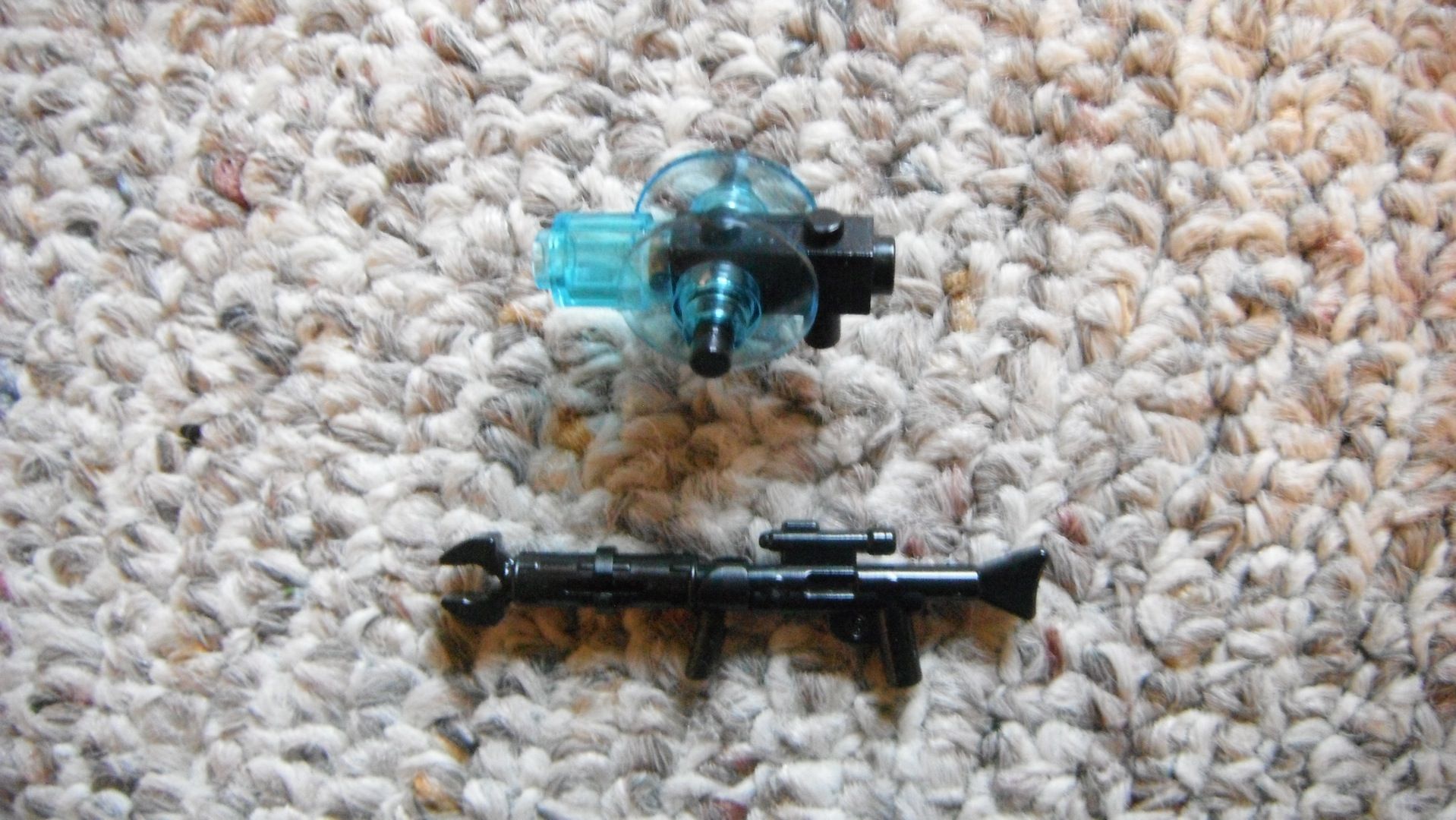 How to Make a Super Easy Lego Minifig Sonic Shotgun+Claw Rifle ...