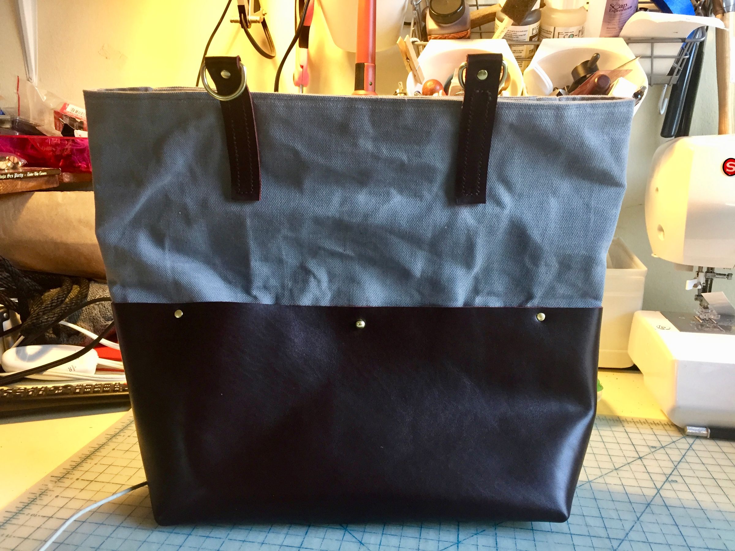 Convertible Backpack / Tote Bag : 17 Steps (with Pictures) - Instructables