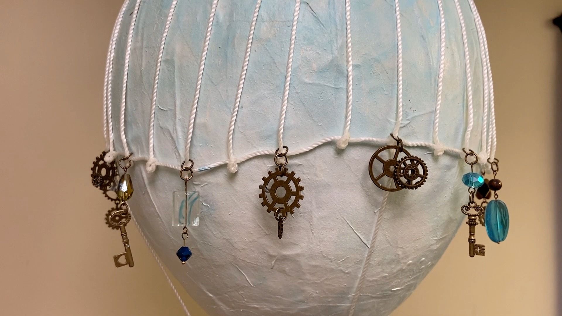 Hanging Hot Air Balloon Sculpture : 9 Steps (with Pictures) - Instructables