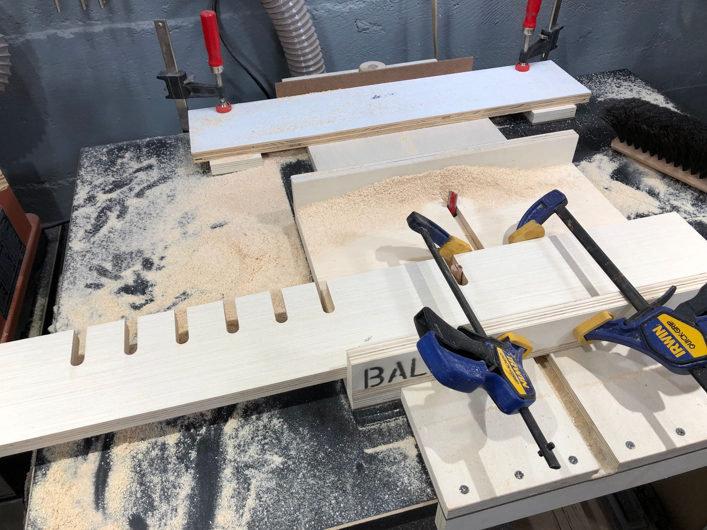 The Multi-Function Router Table Jig : 12 Steps (with Pictures ...