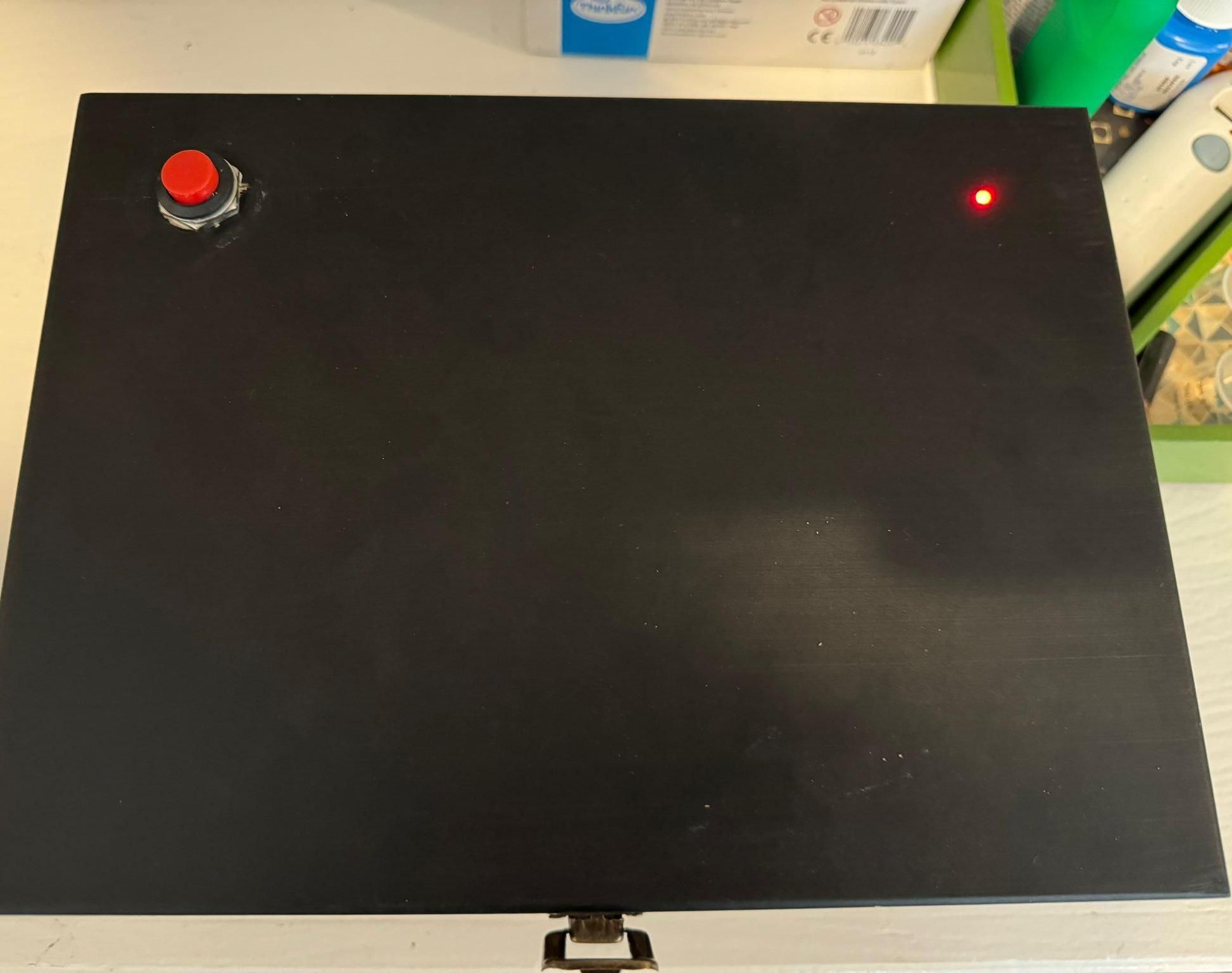 Smart Pill Box : 4 Steps - Instructables