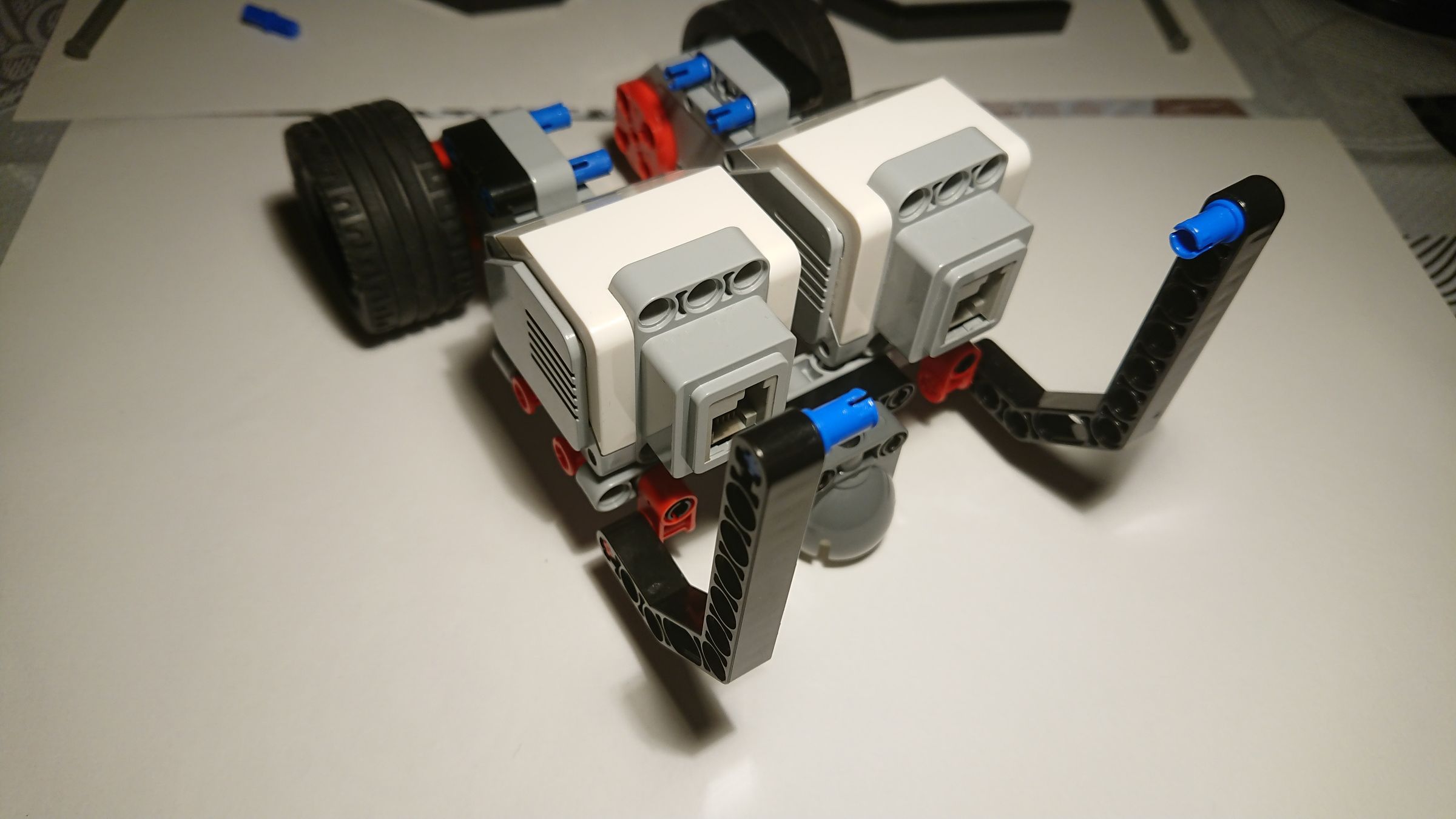 Ev3 Lego Gripper/Finder Robot : 7 Steps - Instructables
