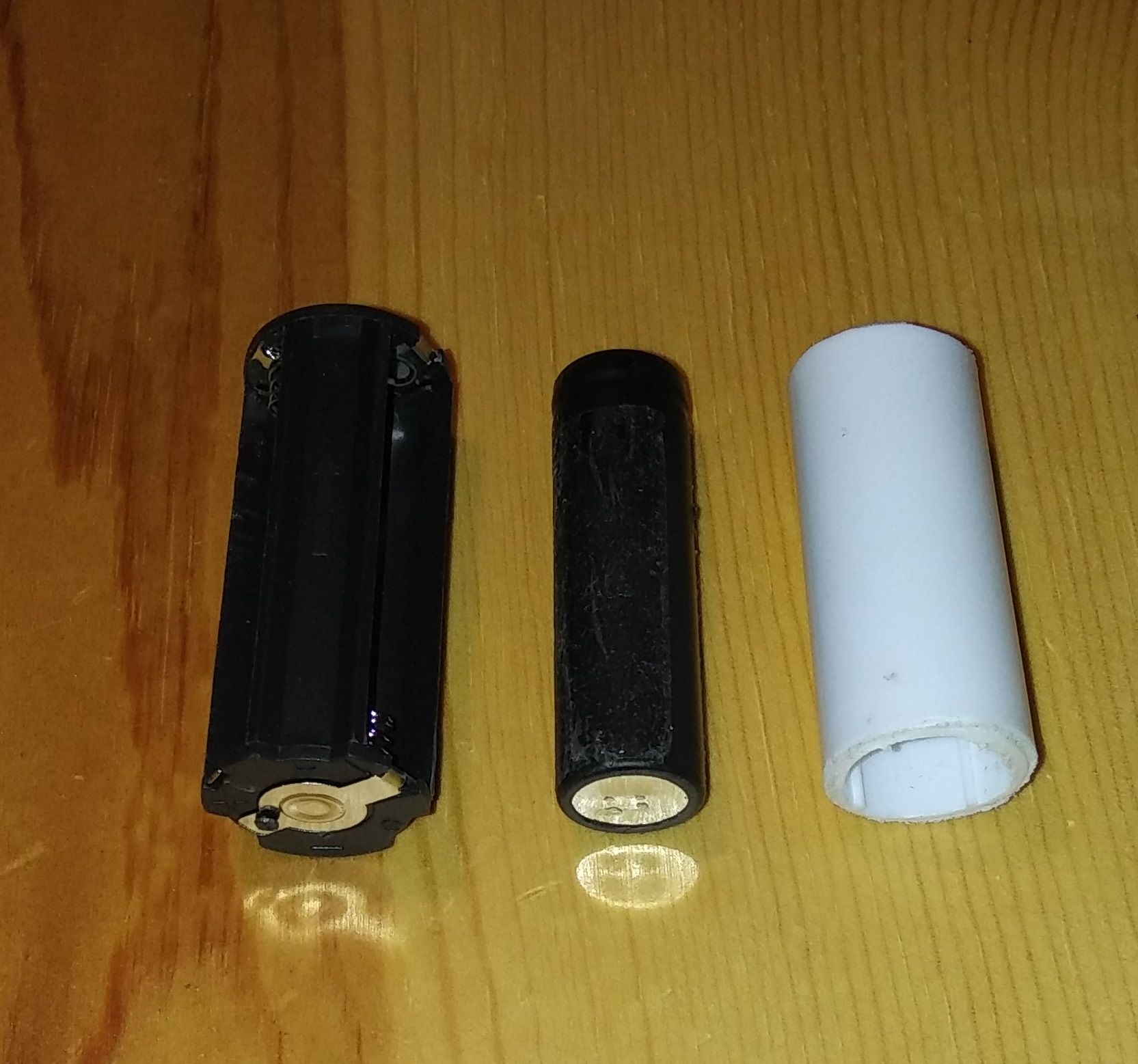 A Simple LED Flashlight Hack (3xAAA to Lithium Battery) : 3 Steps ...